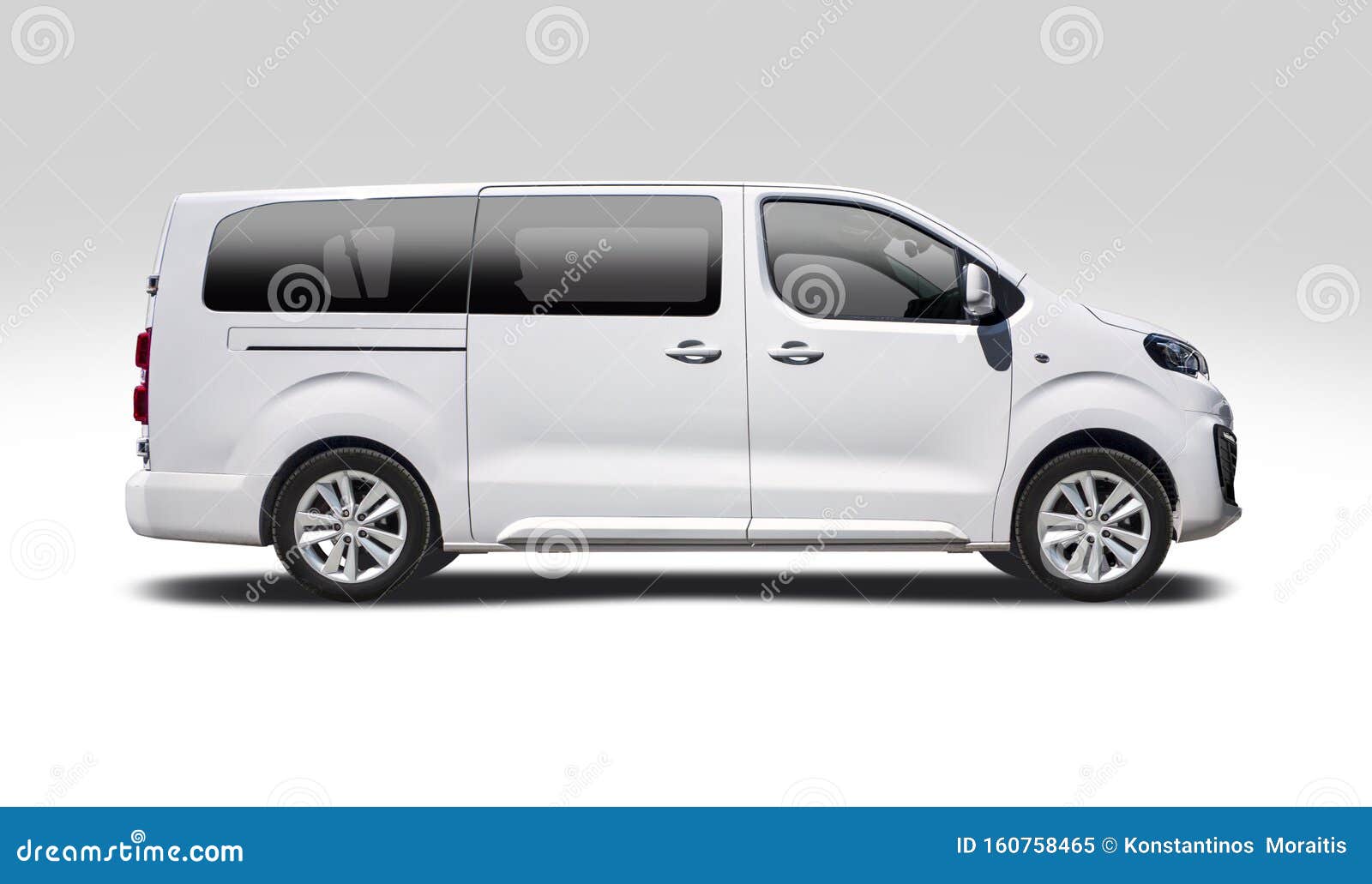 White Peugeot Traveller Van Editorial Image - Image of motor, delivery ...