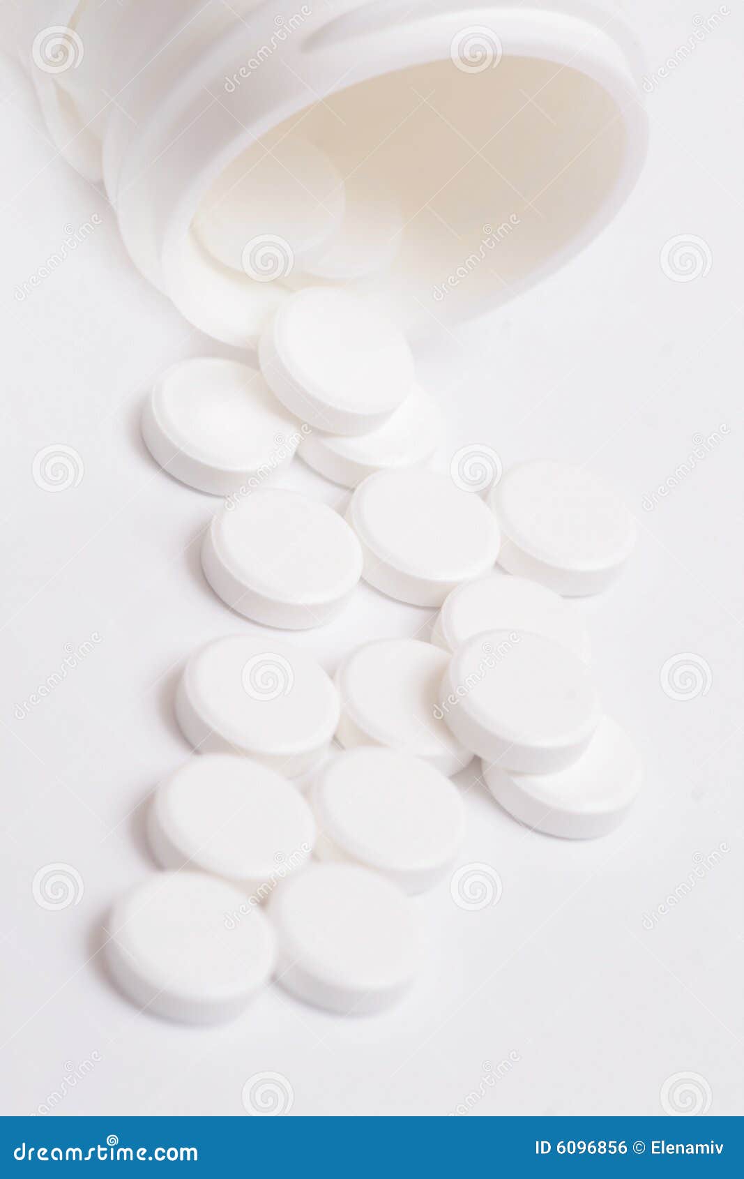 White pills. stock photo. Image of pain, painkiller, illness - 6096856