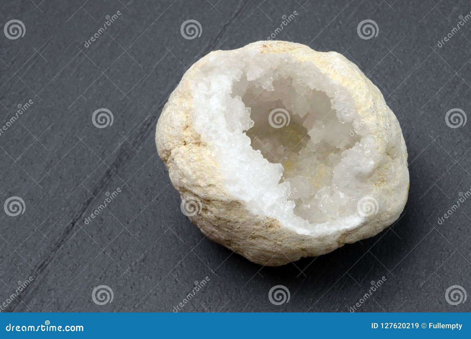 White quartz geode stock image. Image of geode, macro - 127620219