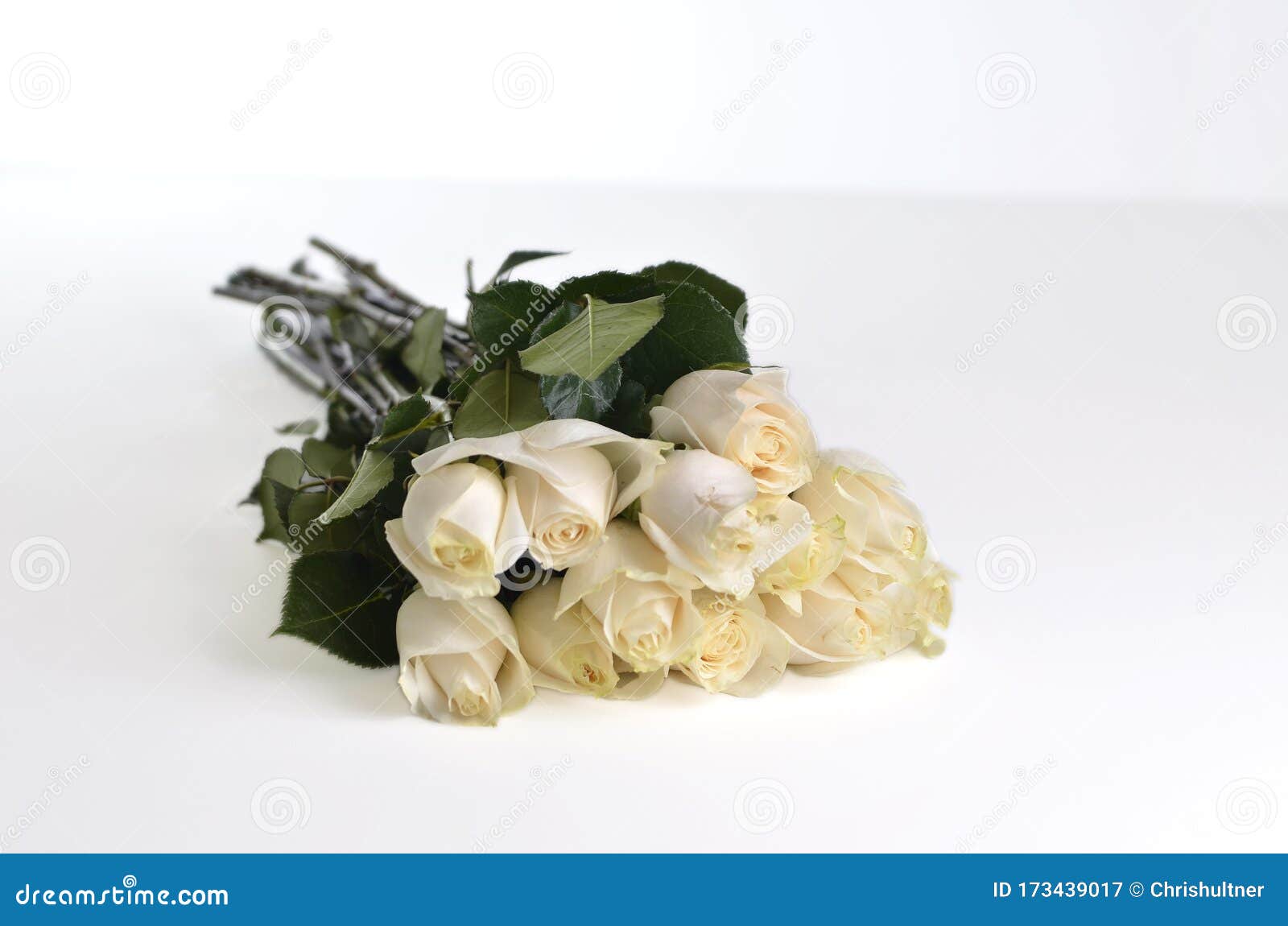 Big bouquet of white roses stock image. Image of leaf - 173439017