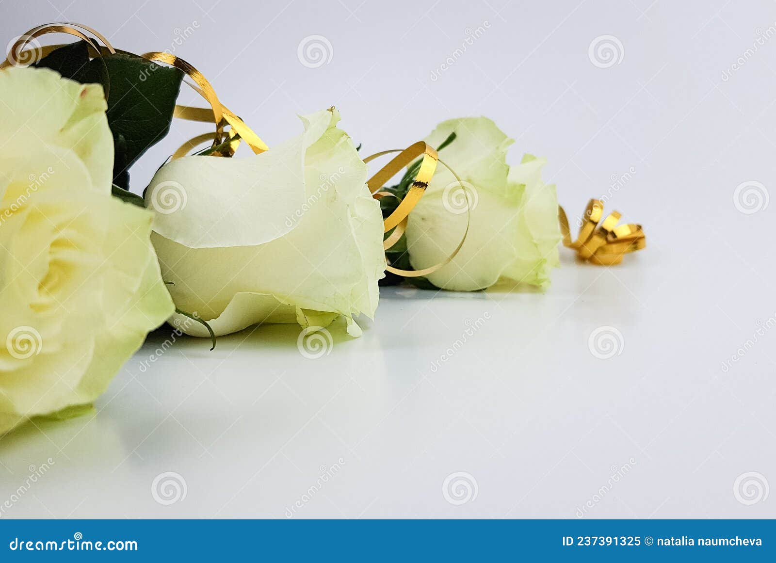 Grading Text With Back To School Wallpaper. Grading And School ...