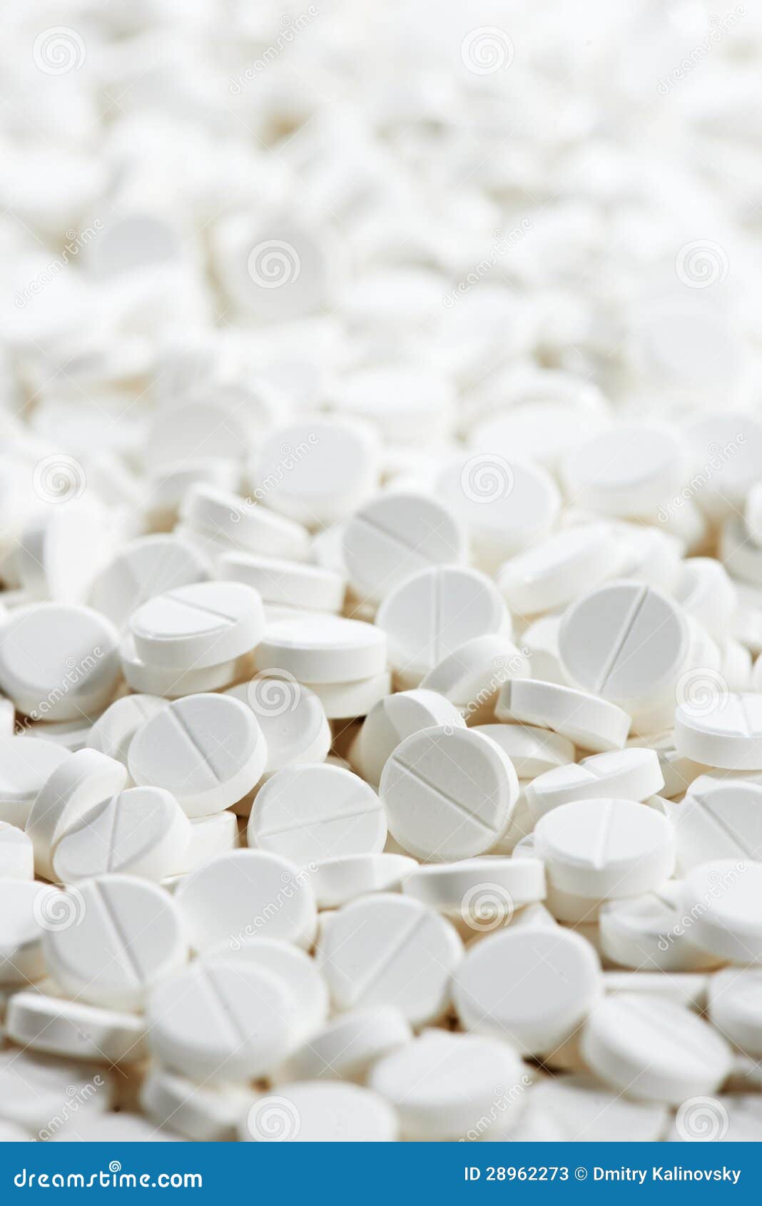 White Round Medicine Tablet Antibiotic Pills Stock Image - Image of ...