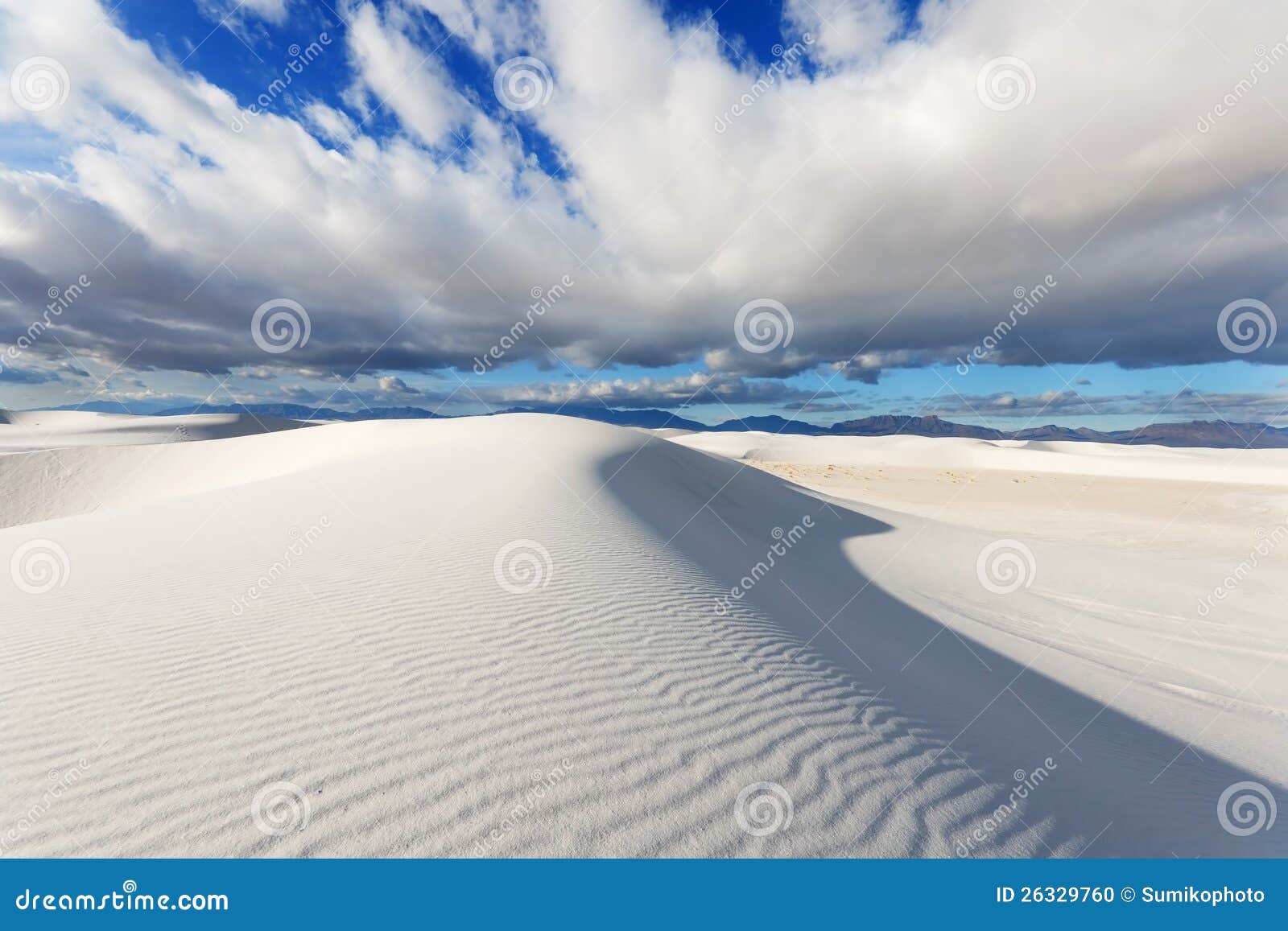 White Sands National Monument Stock Photo - Image of white, sand: 26329760