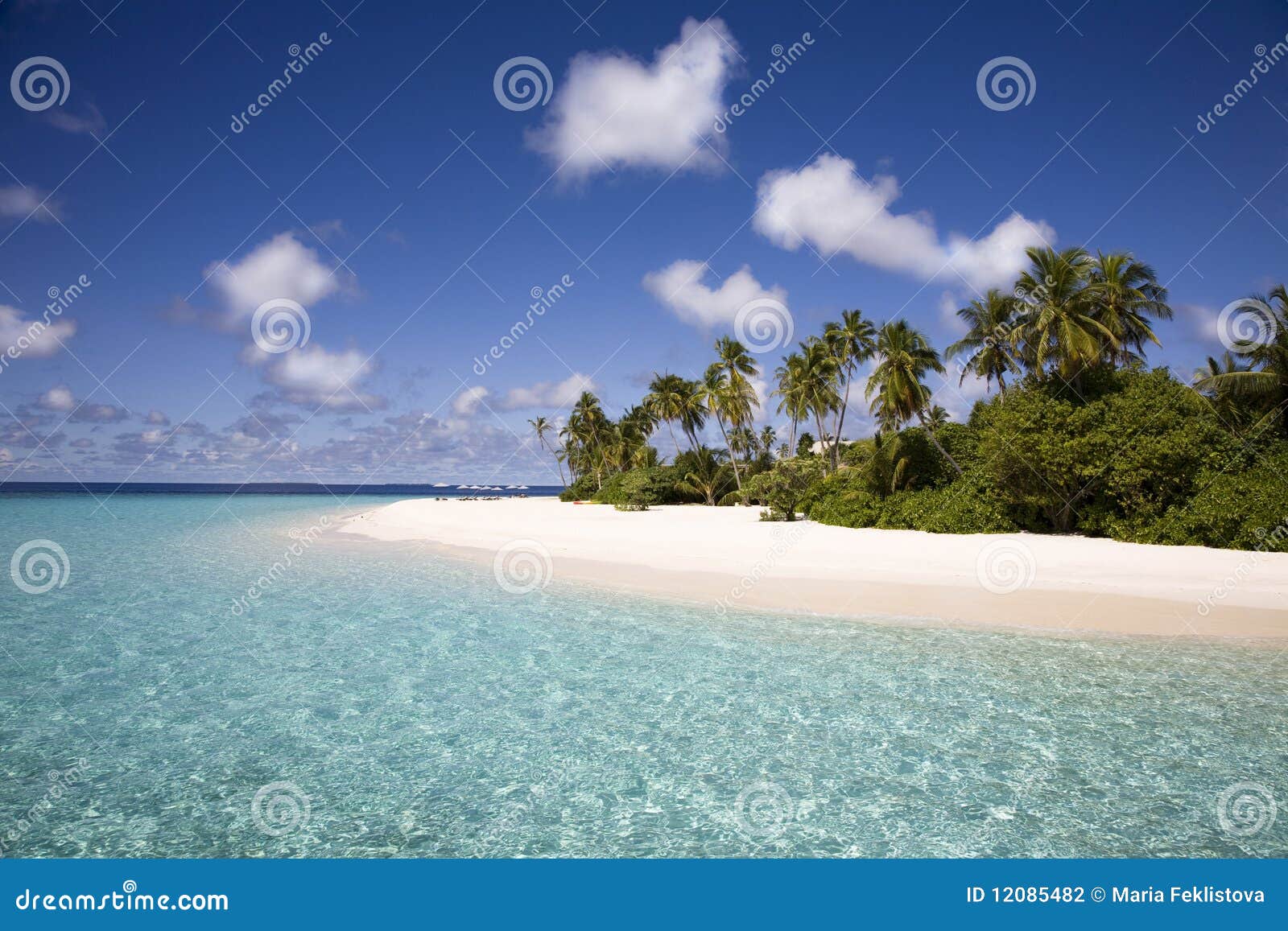 White sandy beach stock photo. Image of beauty, getaway - 12085482