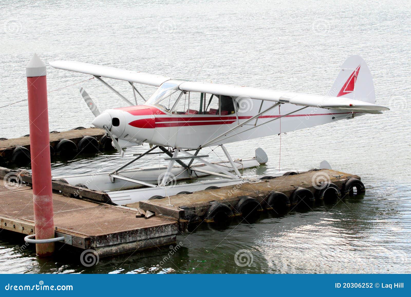 White Sea Plane Moored at the Dock. Stock Photo - Image of propeller ...