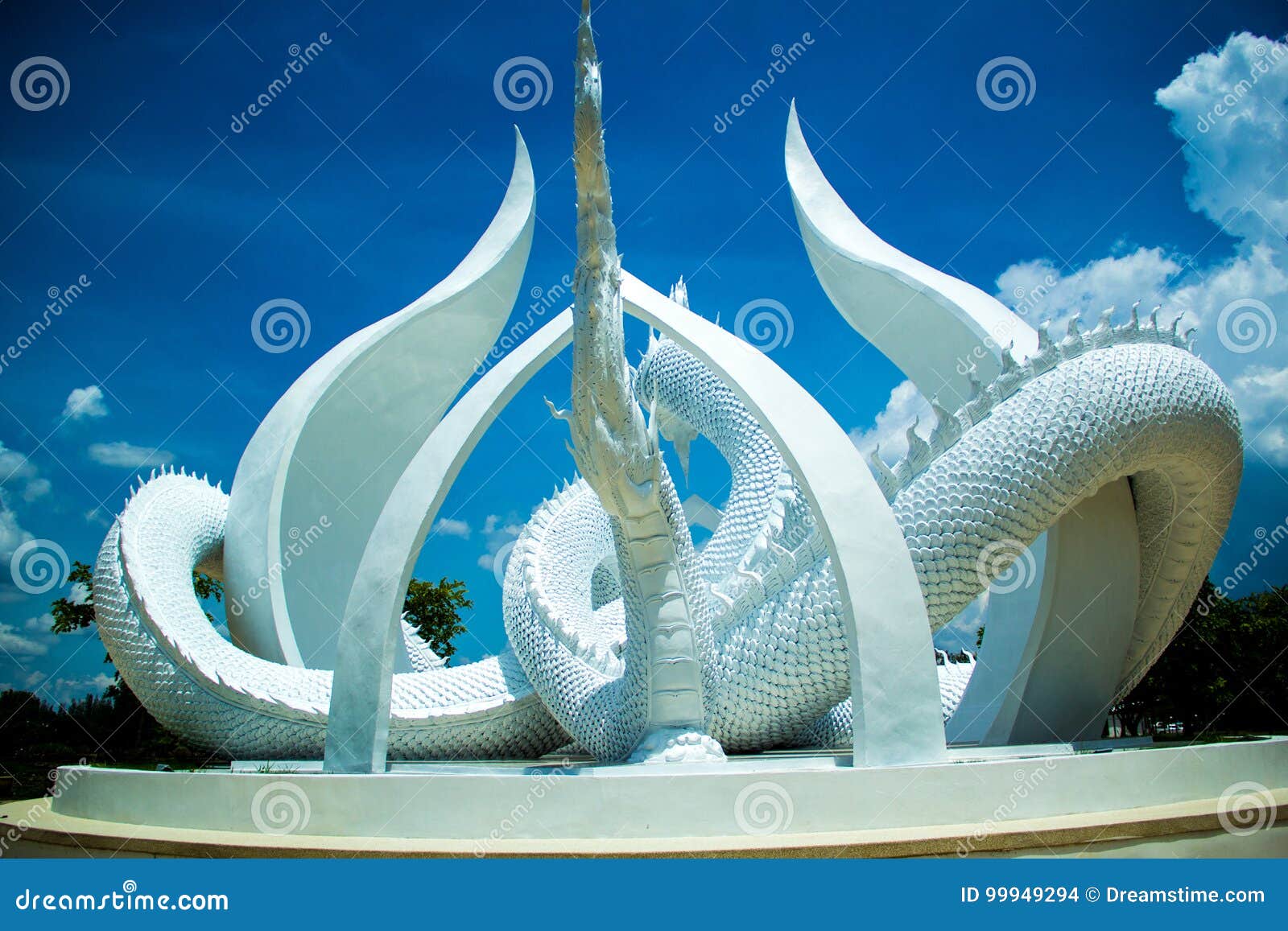 White serpant stock photo. Image of white, snake, serpantking - 99949294