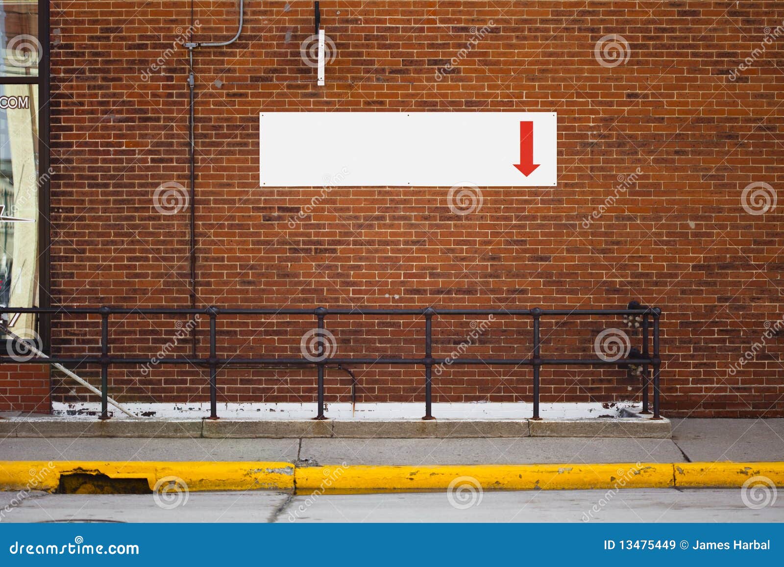 White Sign with Arrow Pointing Down Stock Image - Image of space, copy ...