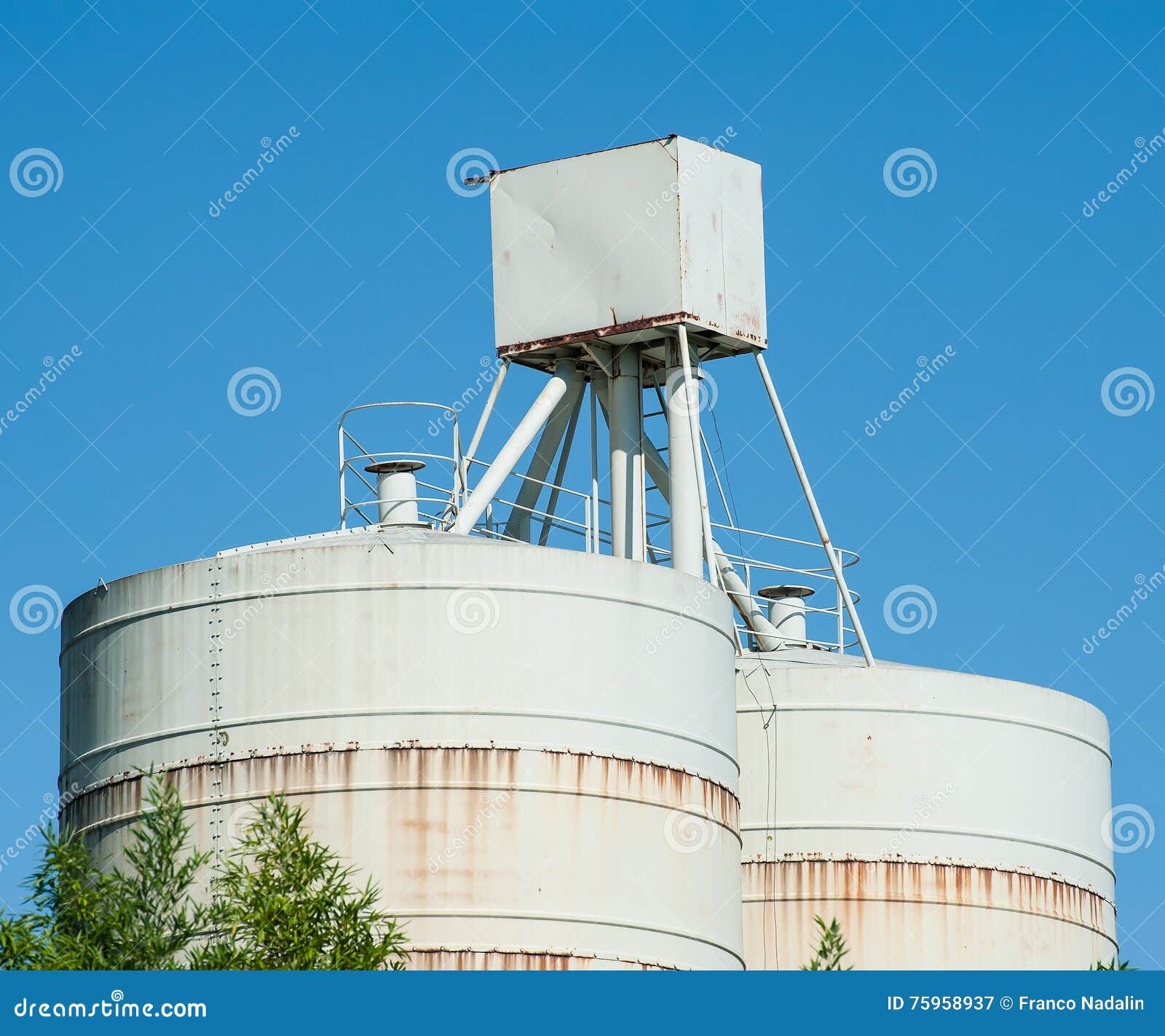 White Silos for the Storage Stock Image - Image of build, machinery ...