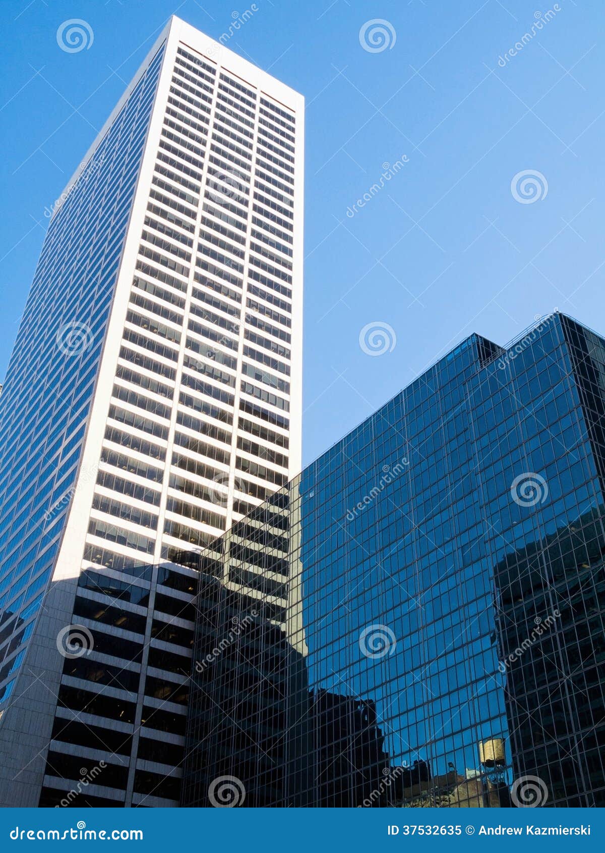 White Skyscraper stock image. Image of reflection, building - 37532635