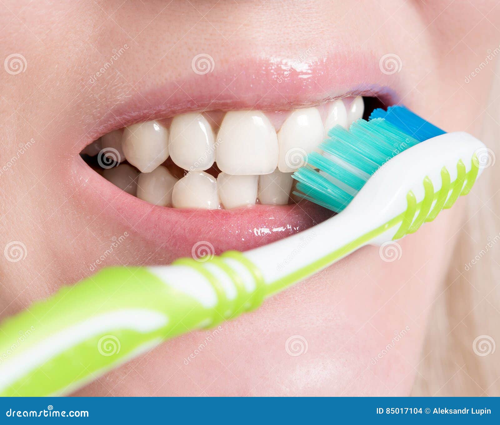 Smile after Brushing Your Teeth Stock Photo - Image of brushing, tooth ...