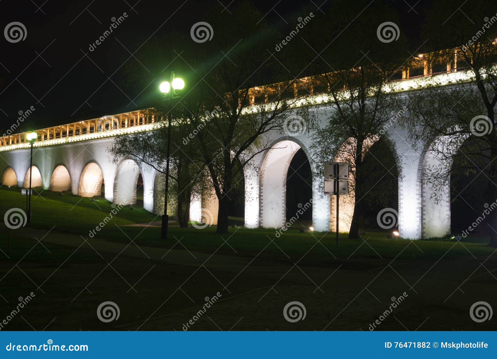 Stonebridge At Night