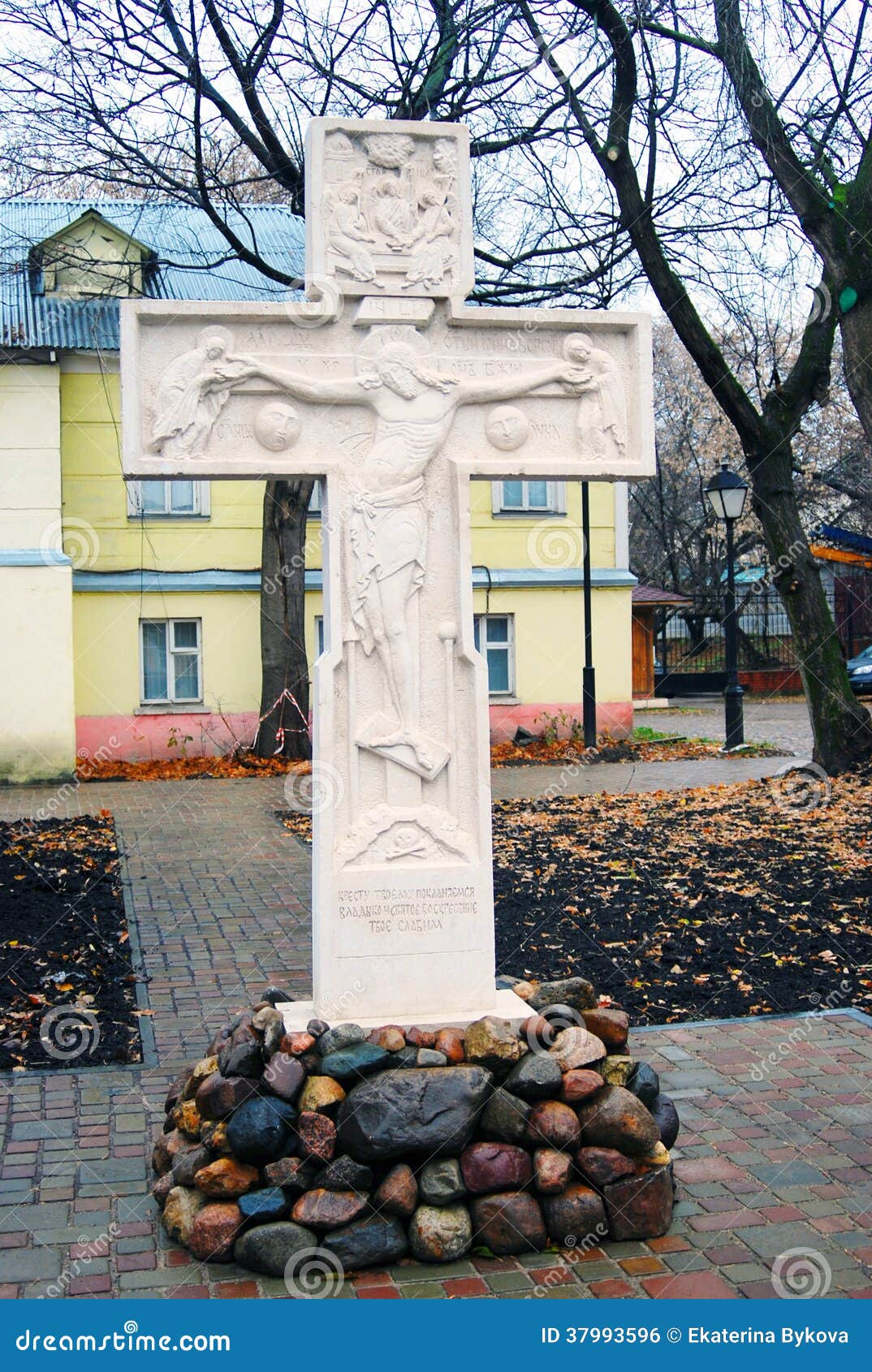 White Stone Cross. Krutitskoye Courtyard Stock Photo - Image of ...