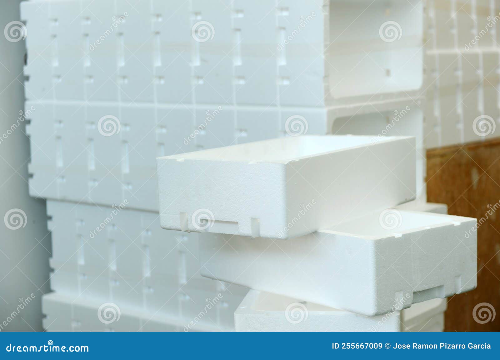 Expanded Polystyrene Boxes or White Cork for Packing and Transporting ...