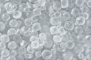 White Table Salt Crystals Under 4x Microscope Magnification, Image ...