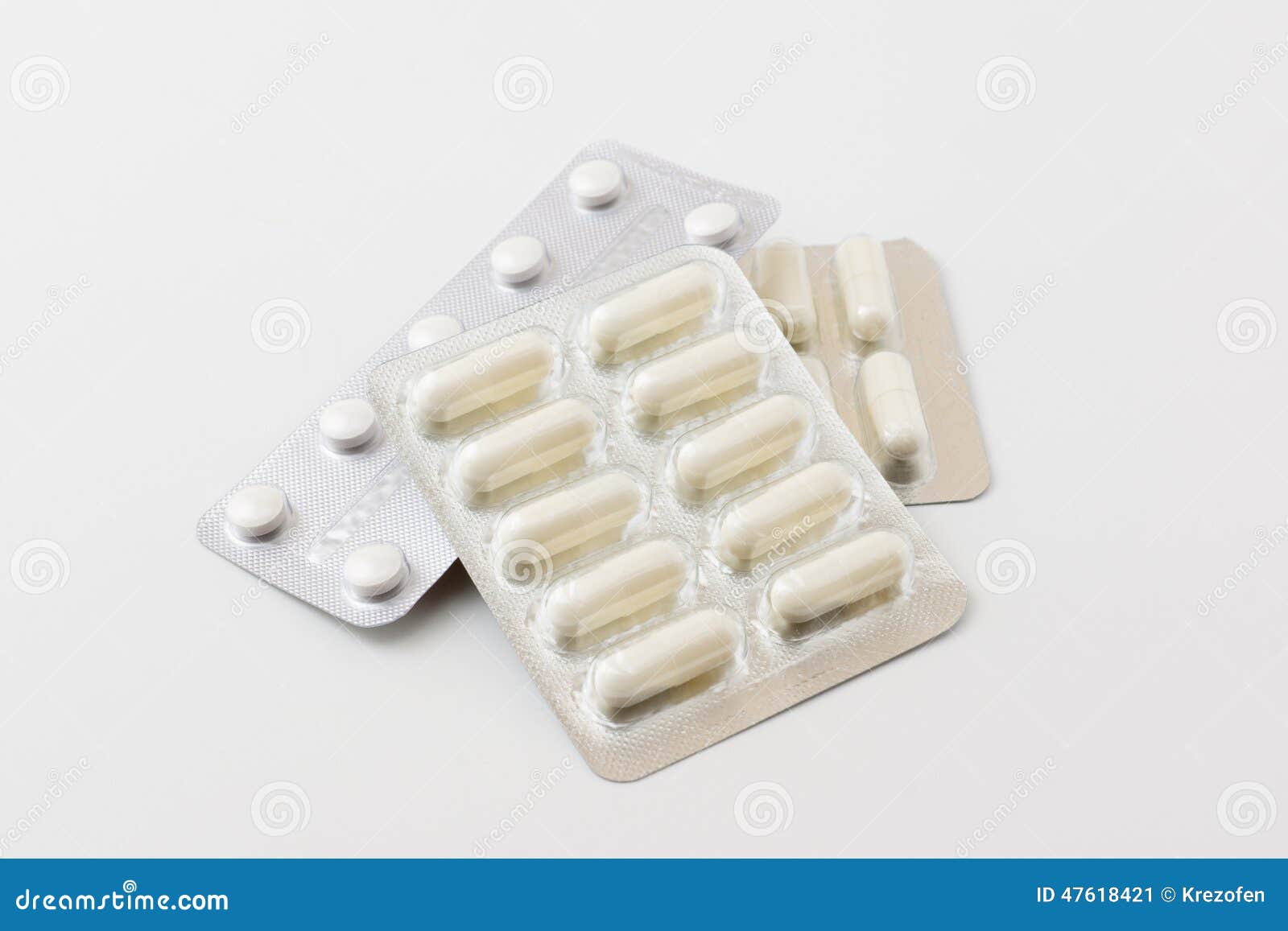 White tablets and pills stock image. Image of supplement - 47618421
