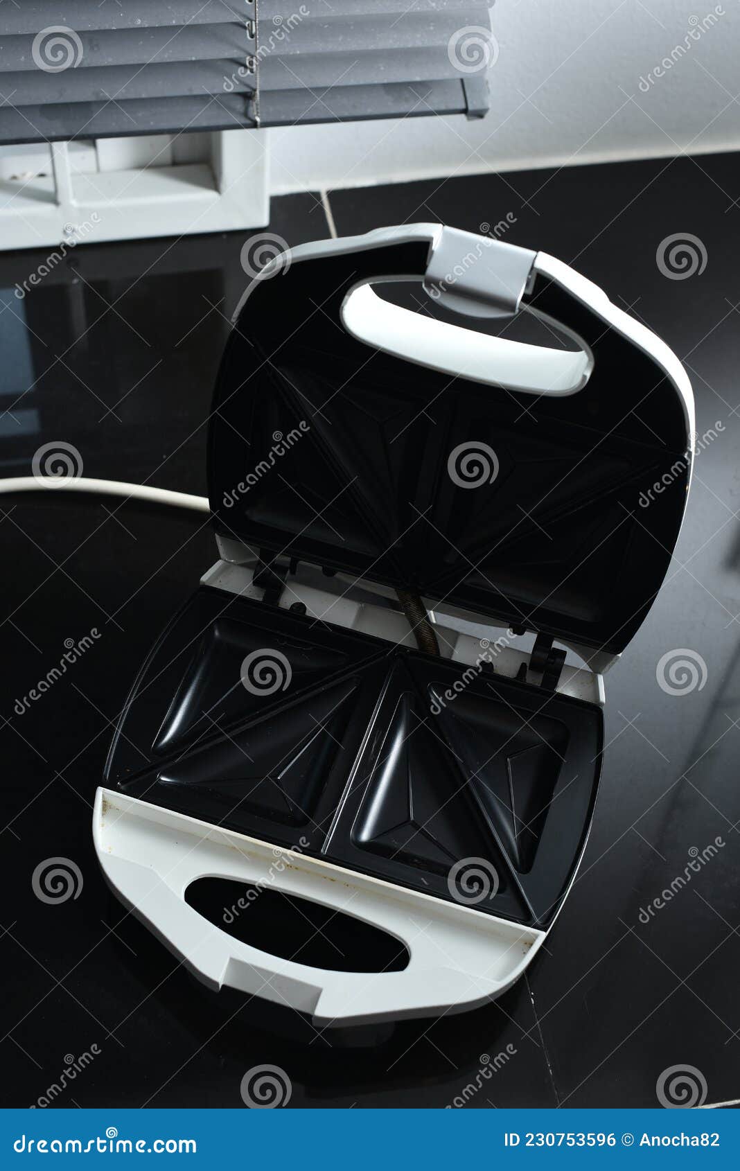 White Toaster with Lid and Open Lid. Stock Photo - Image of toaster ...