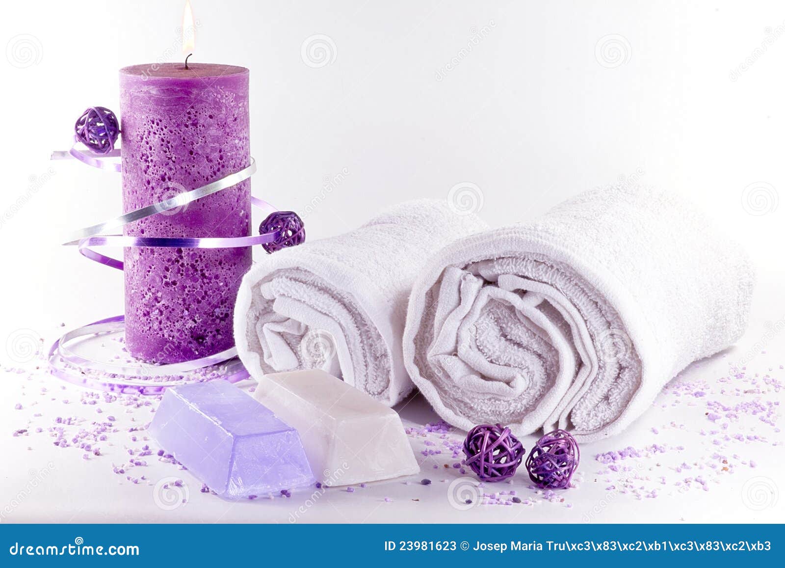 White Towels with Lila Spa Objects Stock Image - Image of towel, warm ...
