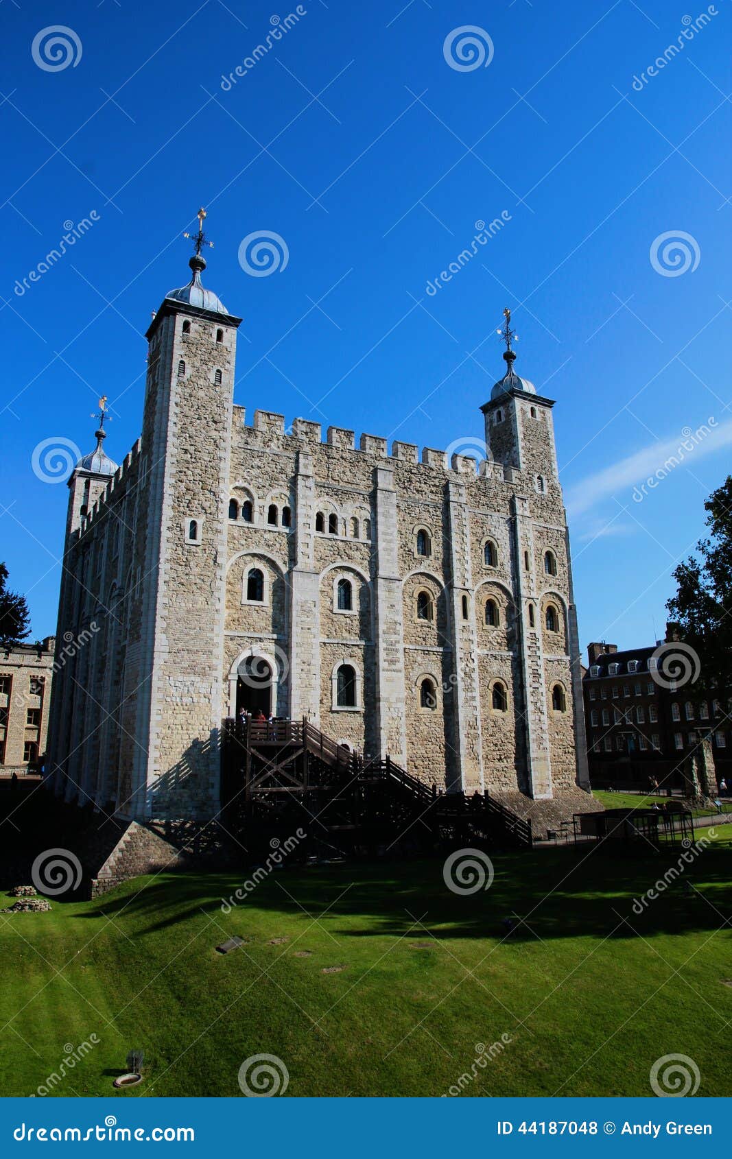 The White Tower stock photo. Image of white, tower, castle - 44187048