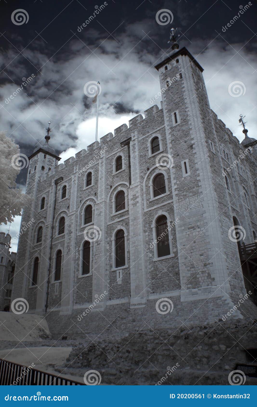 The White Tower of London , UK Stock Image - Image of great, england ...