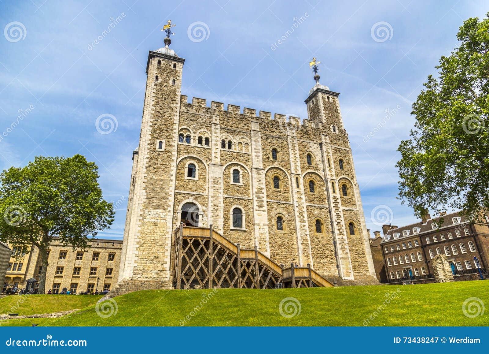 White Tower at the Tower of London Editorial Photography - Image of ...