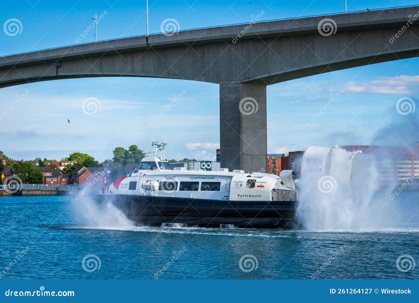 White Union Jack Hovercraft in Southampton, Hampshire. Itchen Bridge in ...
