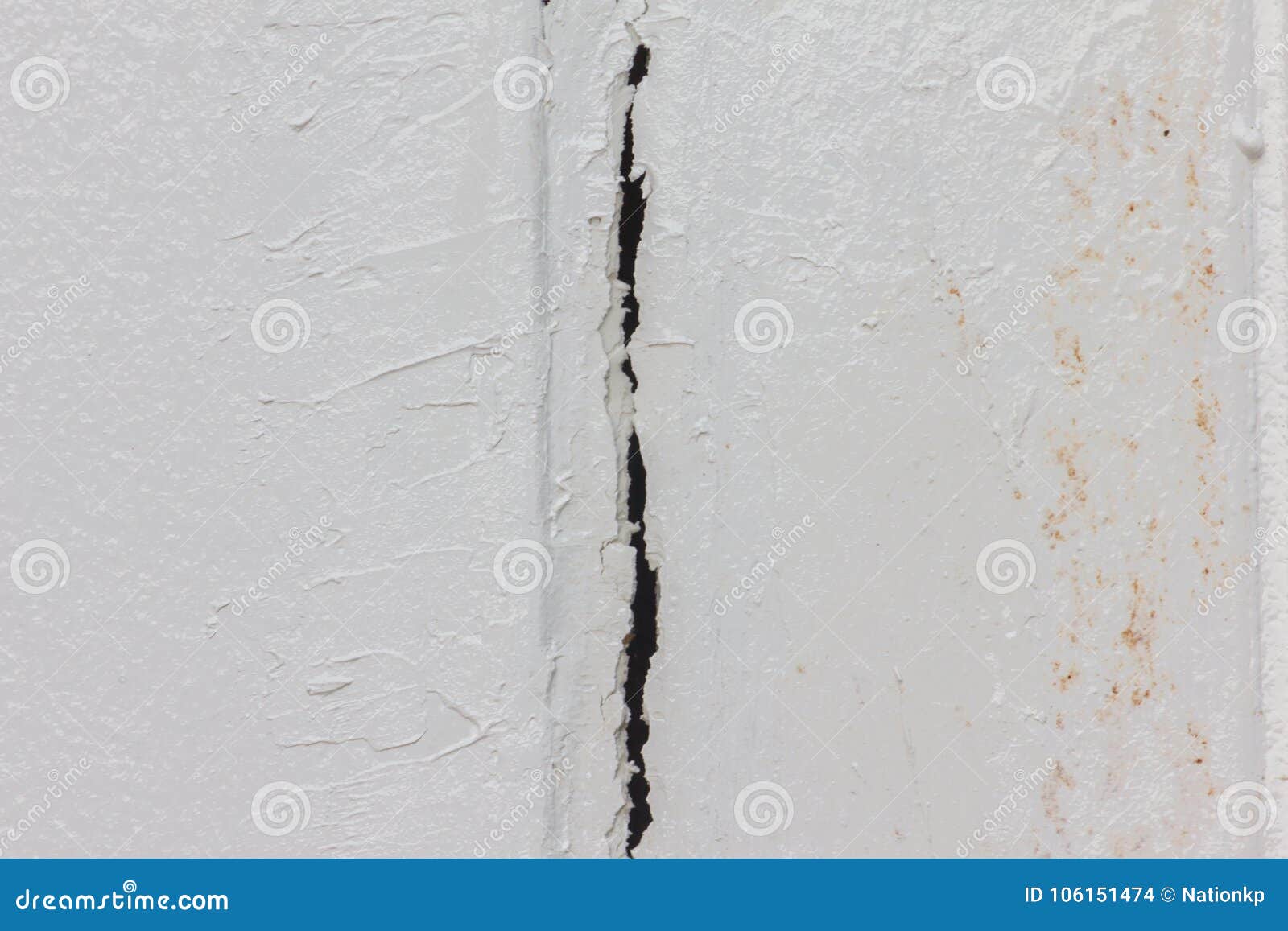 White Wall Crack Part of Home Stock Photo - Image of texture, timber ...
