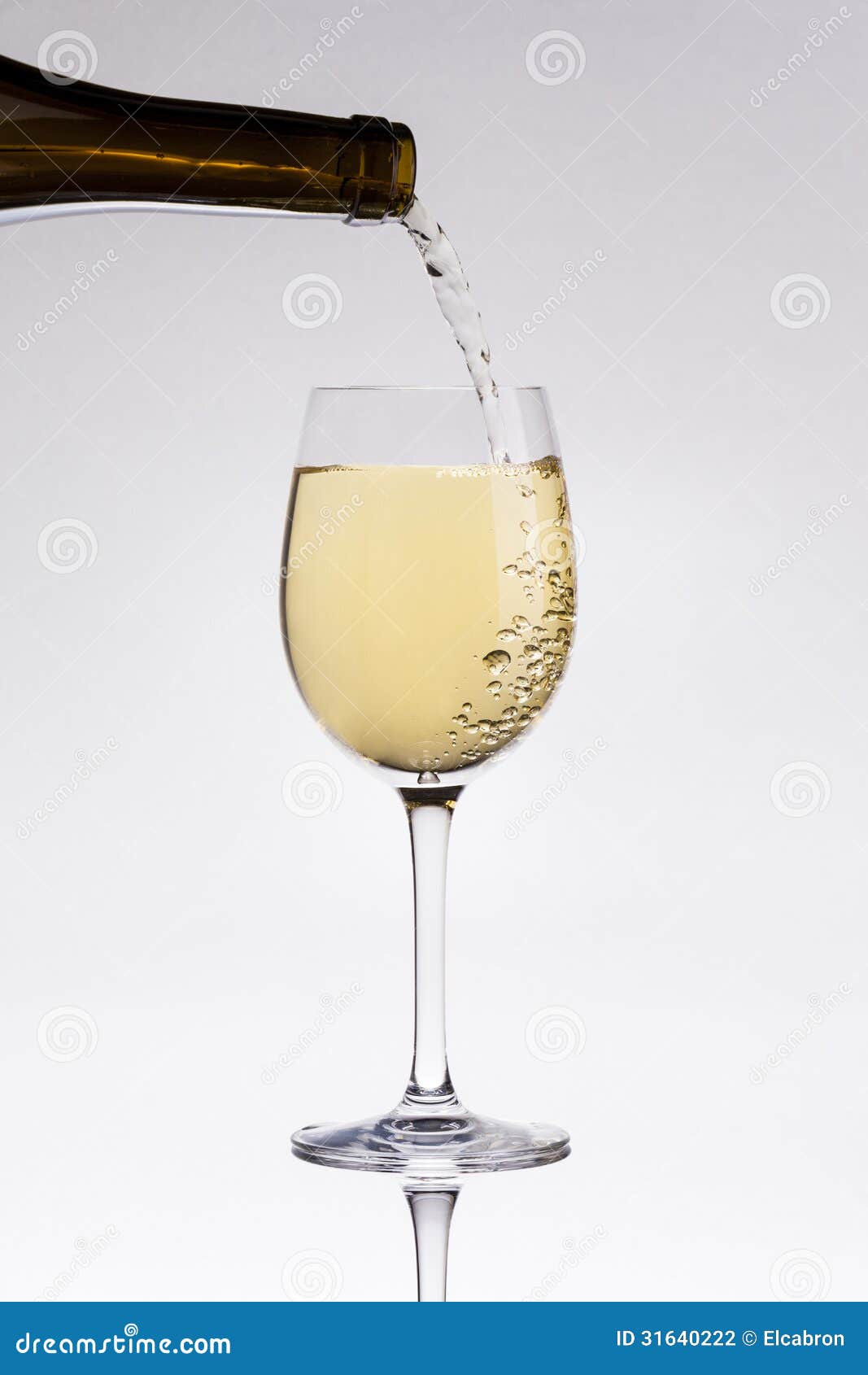 White wine in a glass stock photo. Image of alcohol, liquid - 31640222