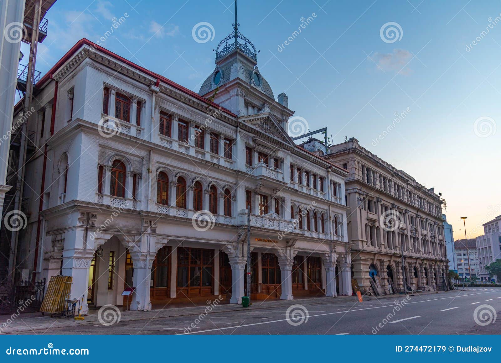 Whiteaways Building in the Colonial District of Colombo, Sri Lan ...