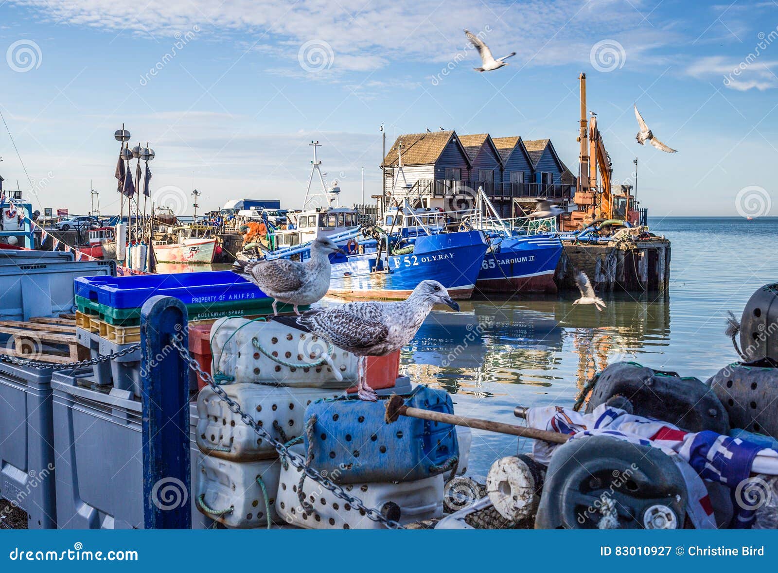 Whitstable Harbour editorial photography. Image of kent - 83010927