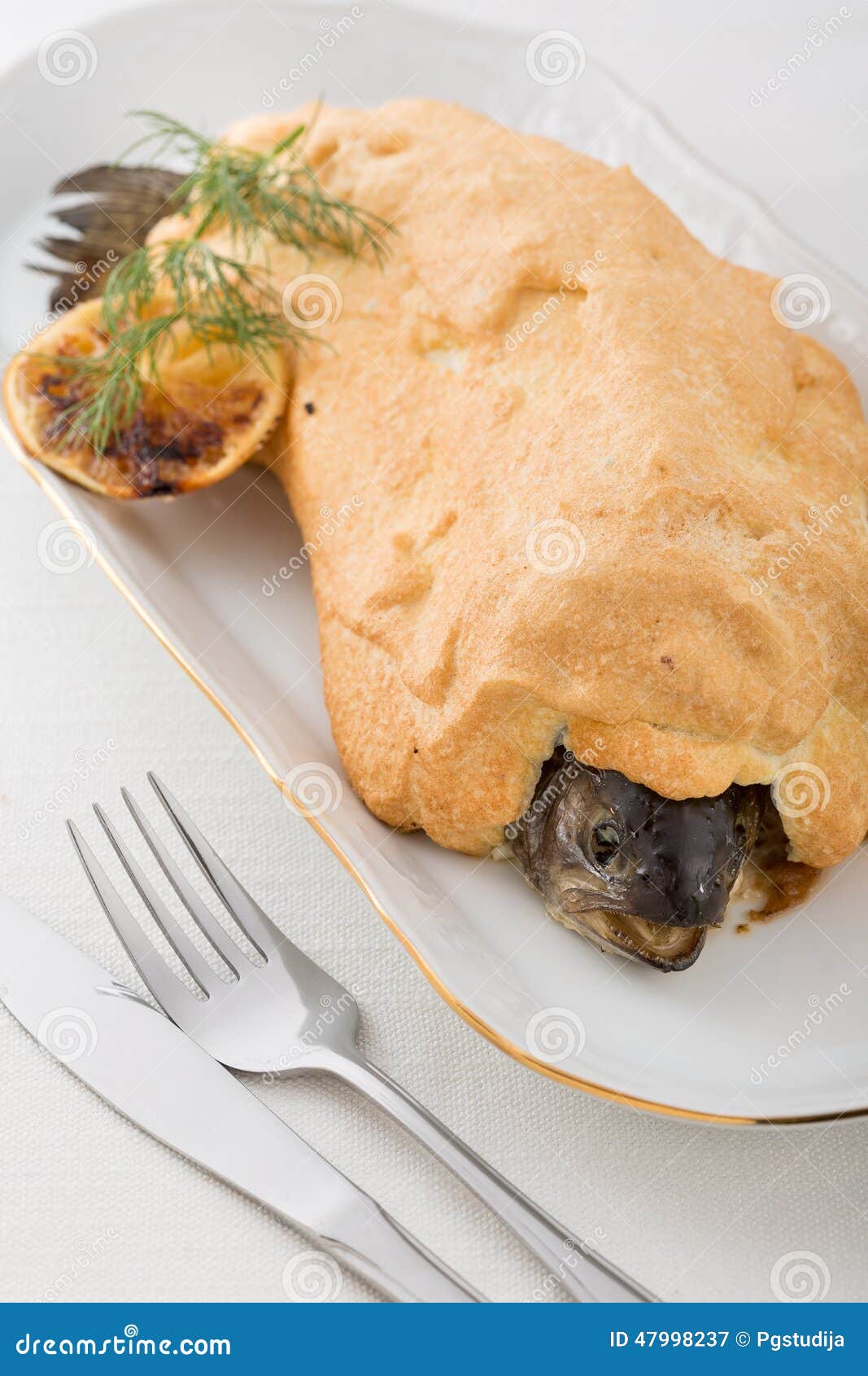 Whole Fish Prepared in Crust Stock Image - Image of table, dill: 47998237