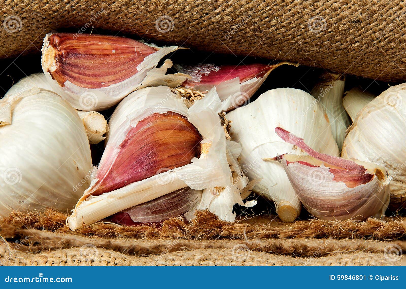 Whole Garlic and Cloves of Garlic in a Sack Stock Image - Image of ...