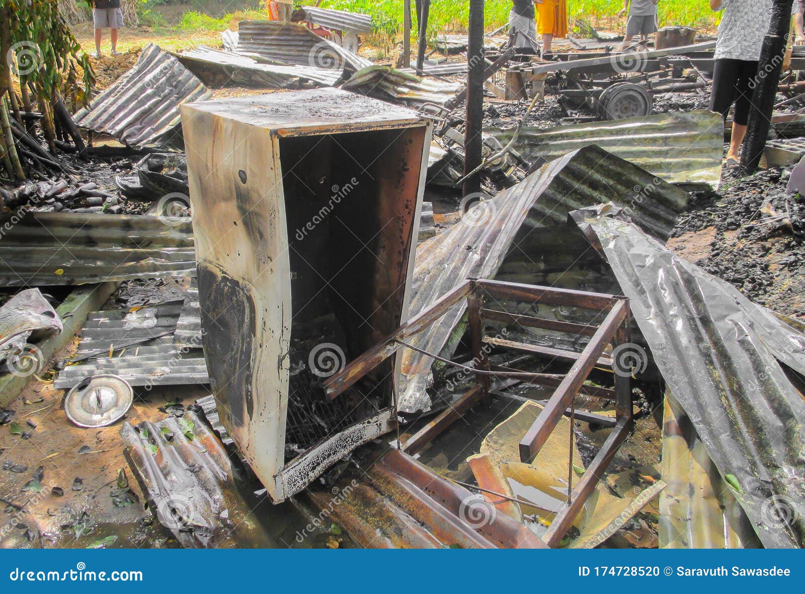 Whole House Destroyed by Fire Stock Photo - Image of burned, arson ...