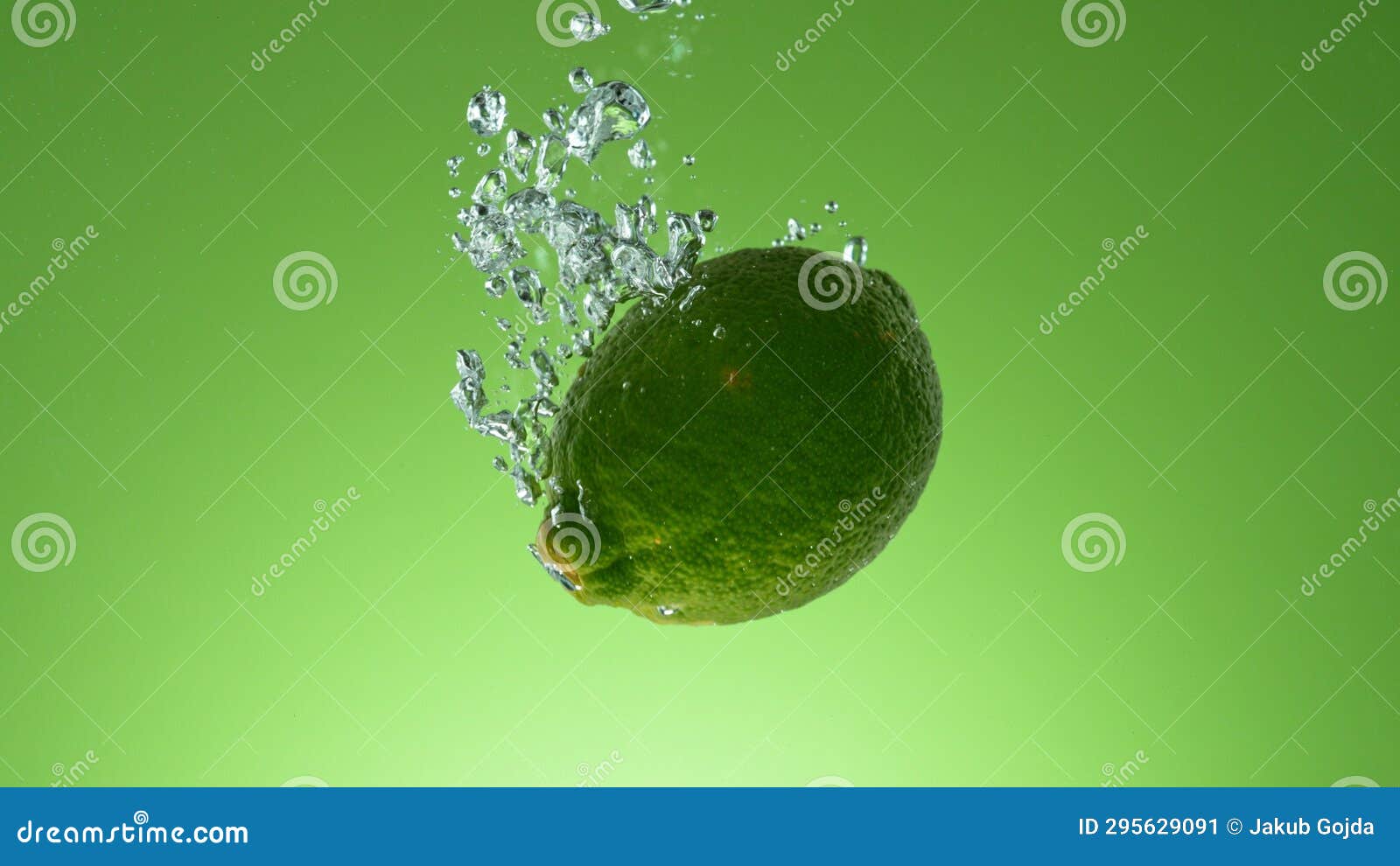 Whole Lime Falling into Water Stock Image - Image of motion, closeup ...