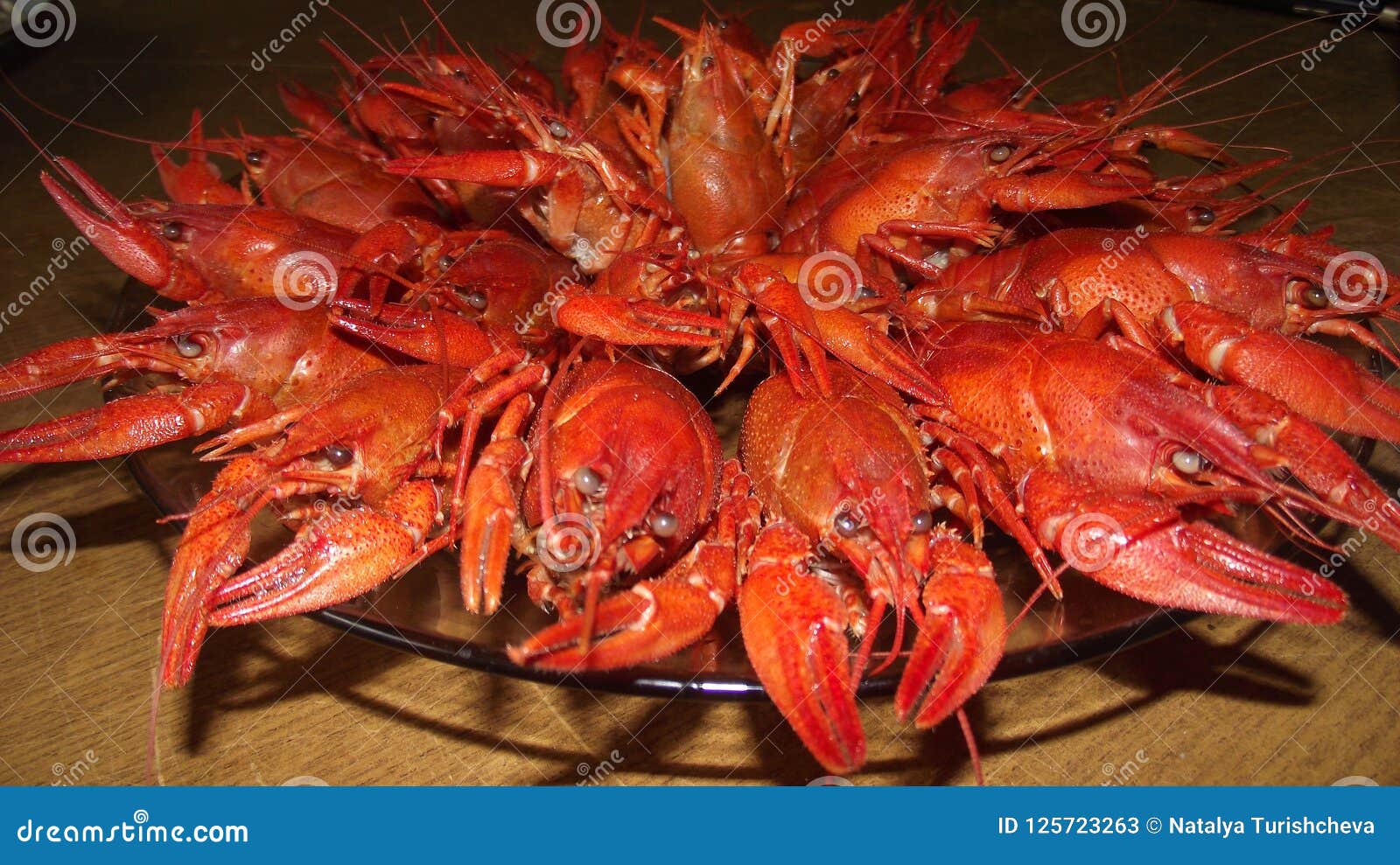 A plate of boiled crawfish stock image. Image of river - 125723263