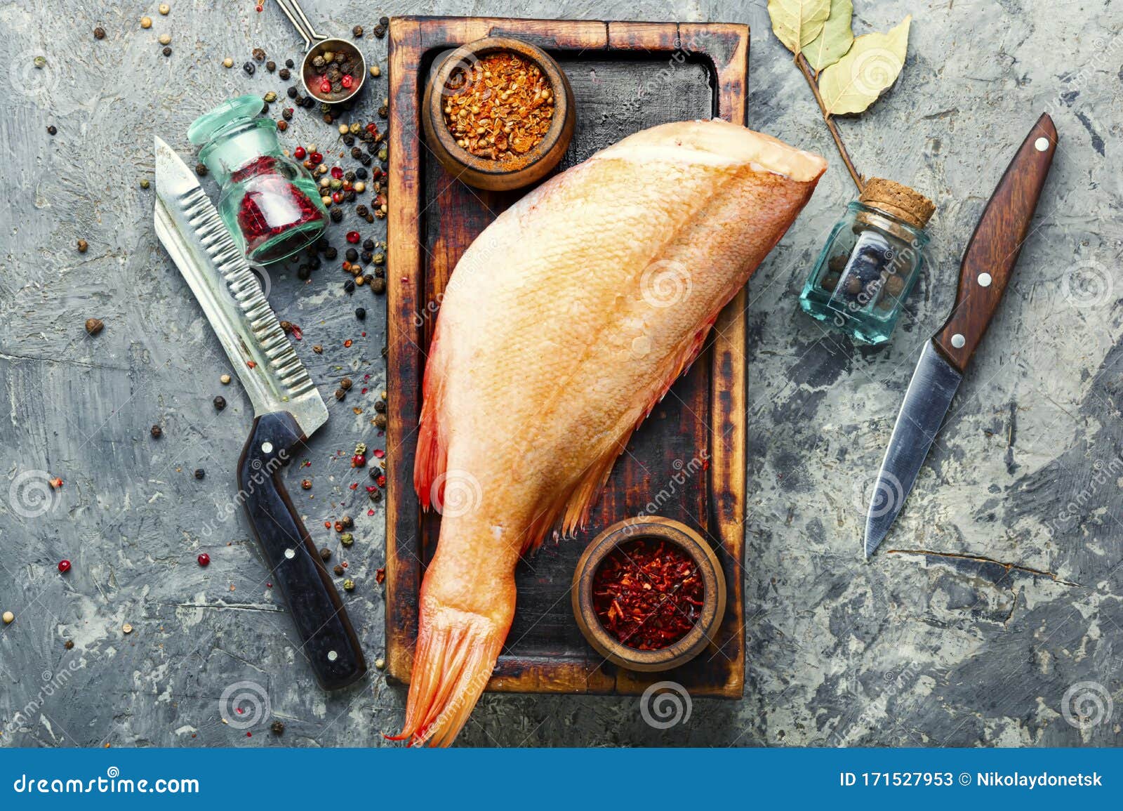 Uncooked red perch stock image. Image of healthy, cutting - 171527953