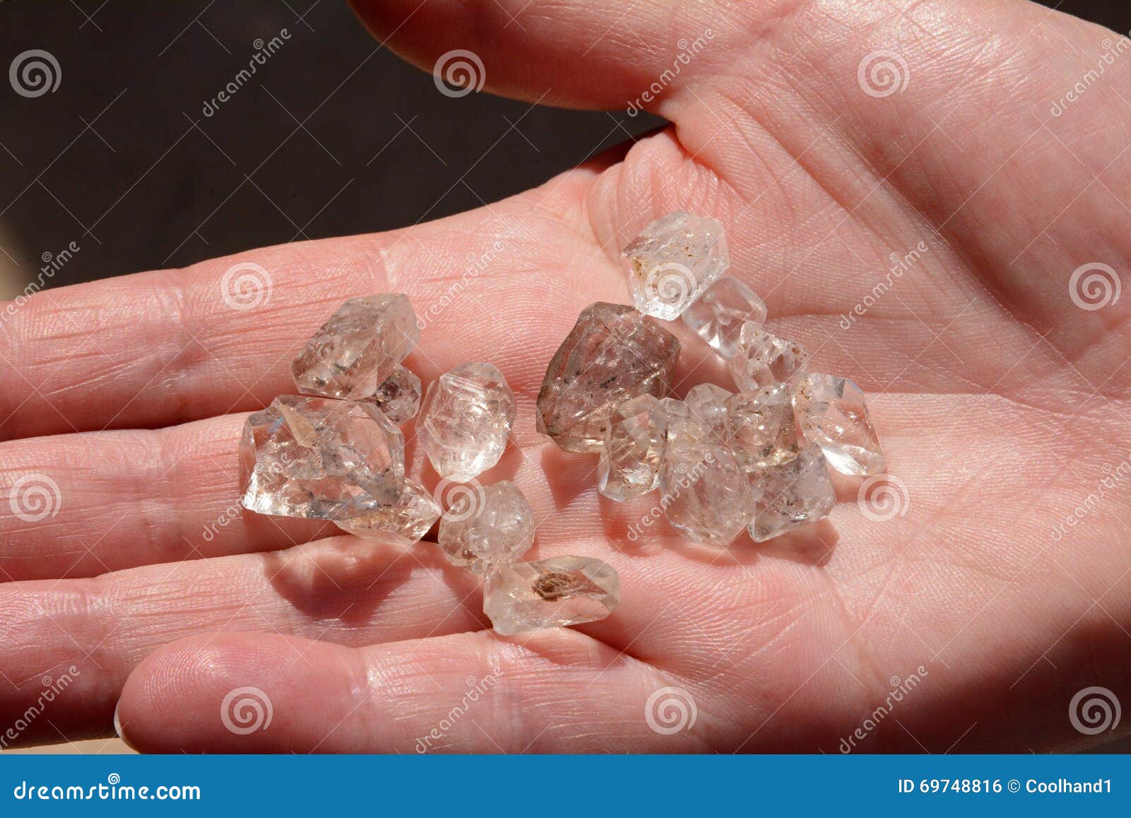 Whole Rough Silicon Dioxide Crystal Quartz in Hand Stock Photo - Image ...