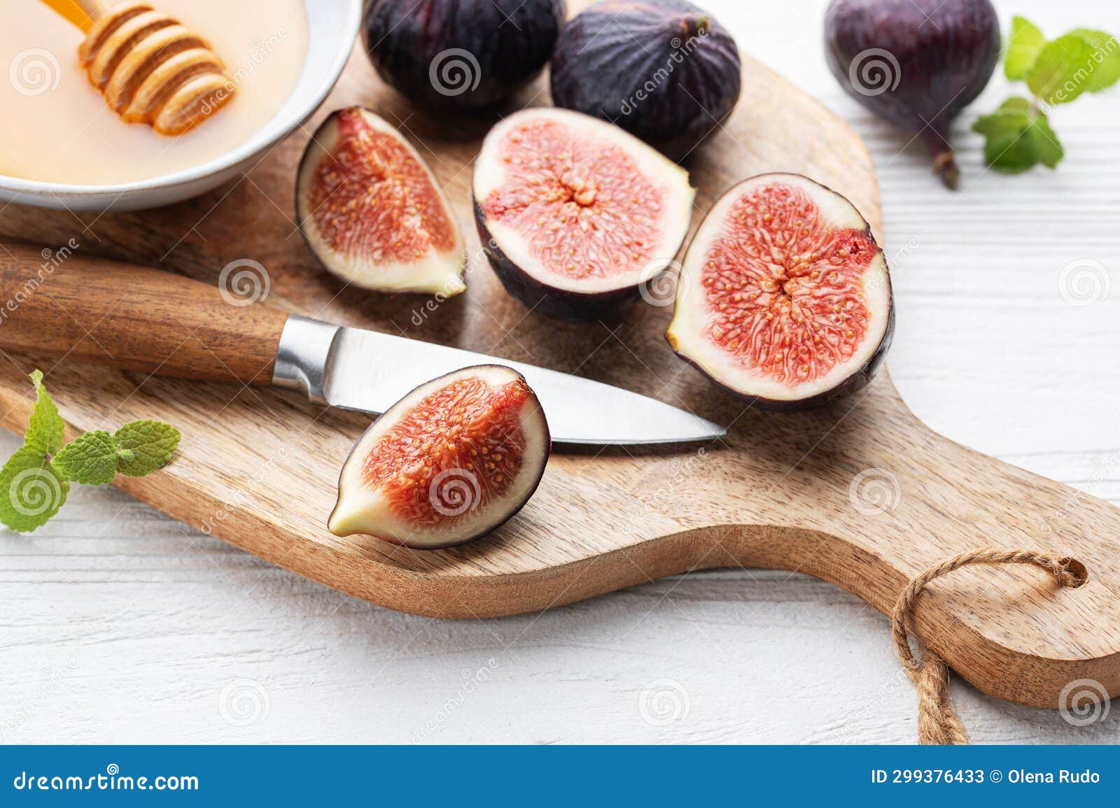 Fresh ripe figs stock image. Image of rustic, seed, healthy - 299376433