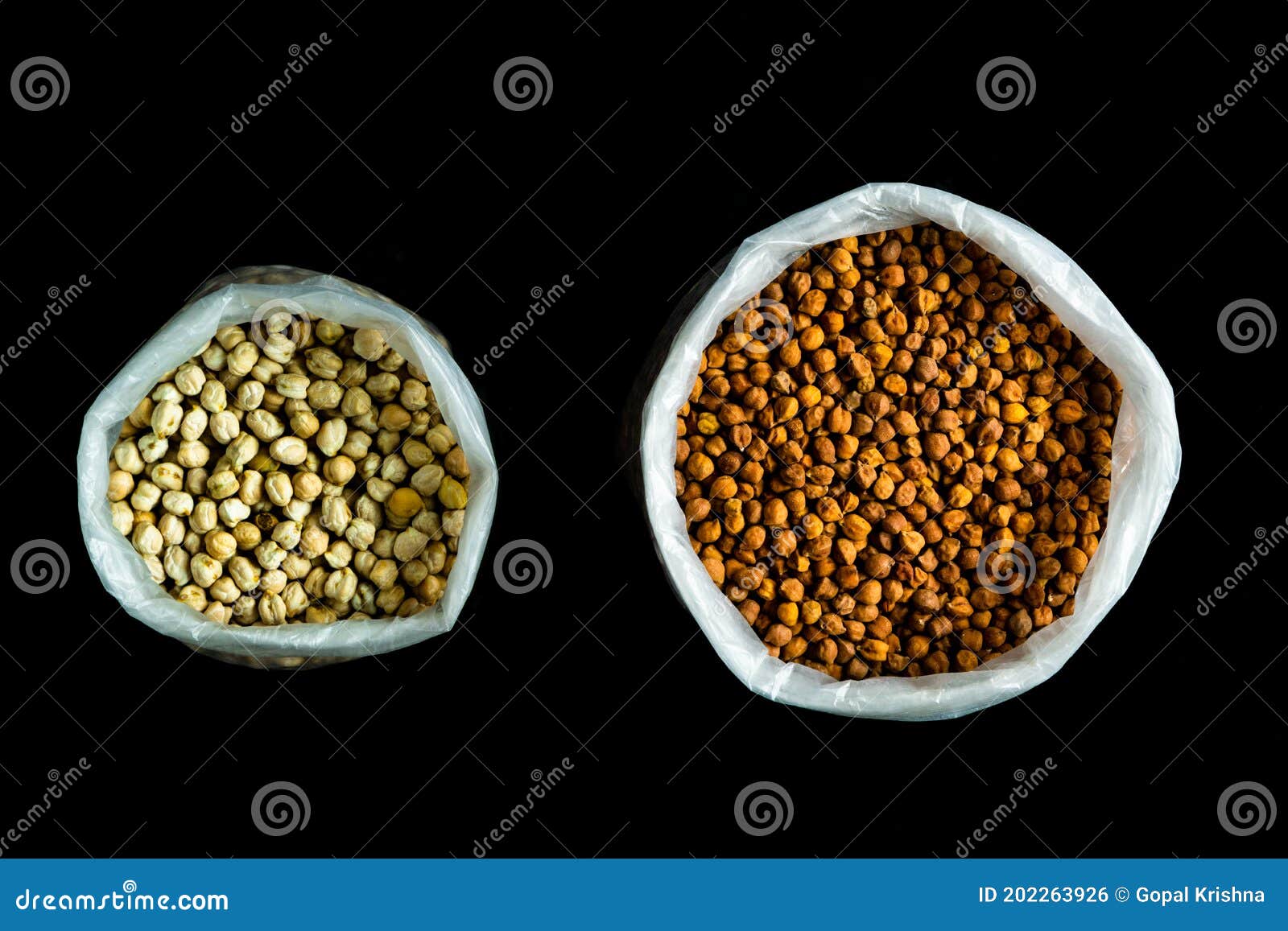 Kabul and Bengal Gram in Bags Stock Photo - Image of daal, gram: 202263926