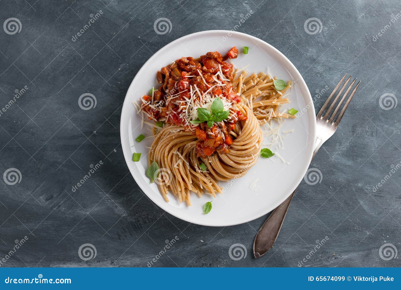 Wholegrain pasta spaghetti stock image. Image of pasta - 65674099