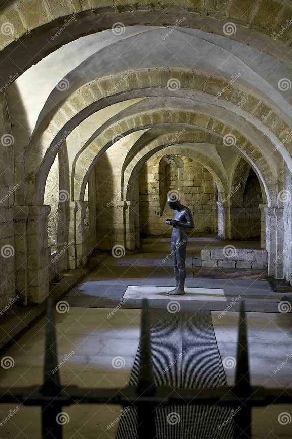 Wichester Cathedral crypt editorial stock photo. Image of cage - 11146043