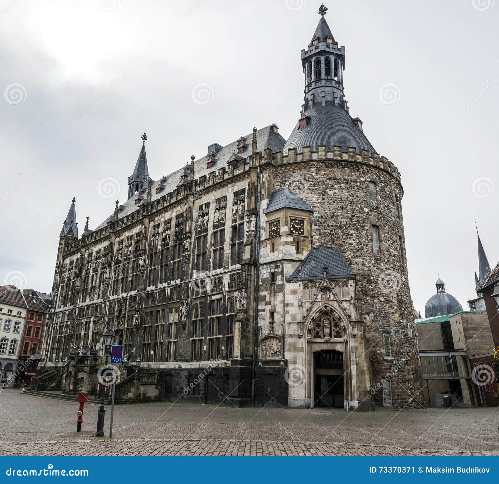 Wide-angle Panorama of the Gothic Aachen Rathaus Editorial Photo ...