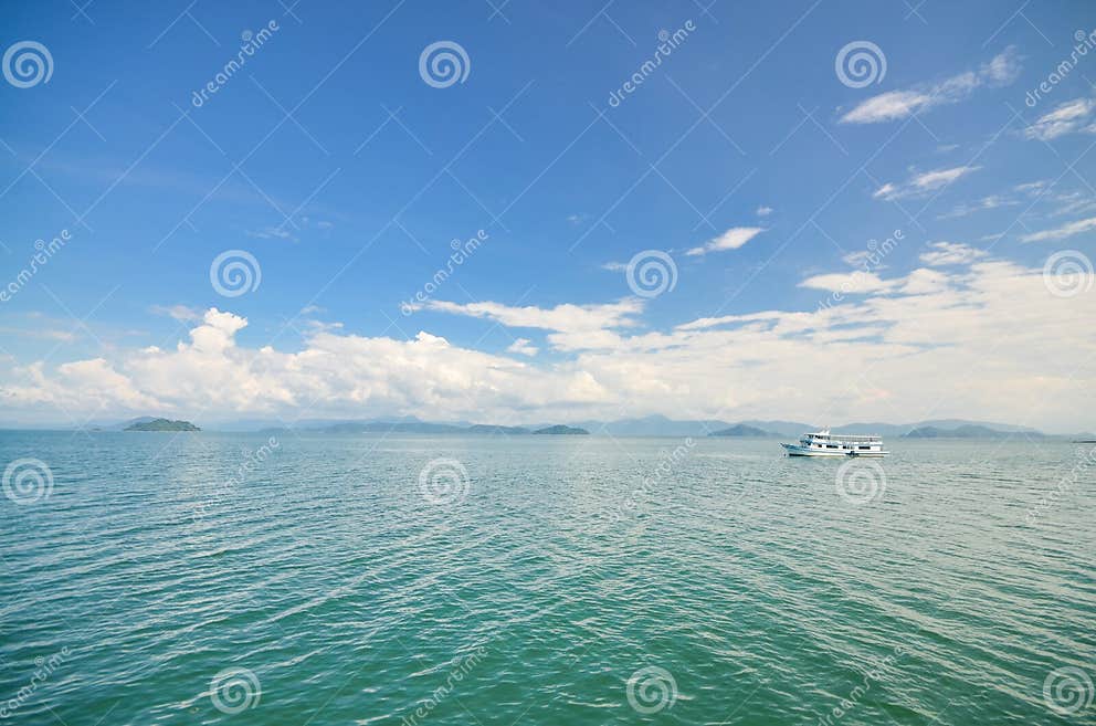 Wide angle see view stock photo. Image of peaceful, nature - 28339566
