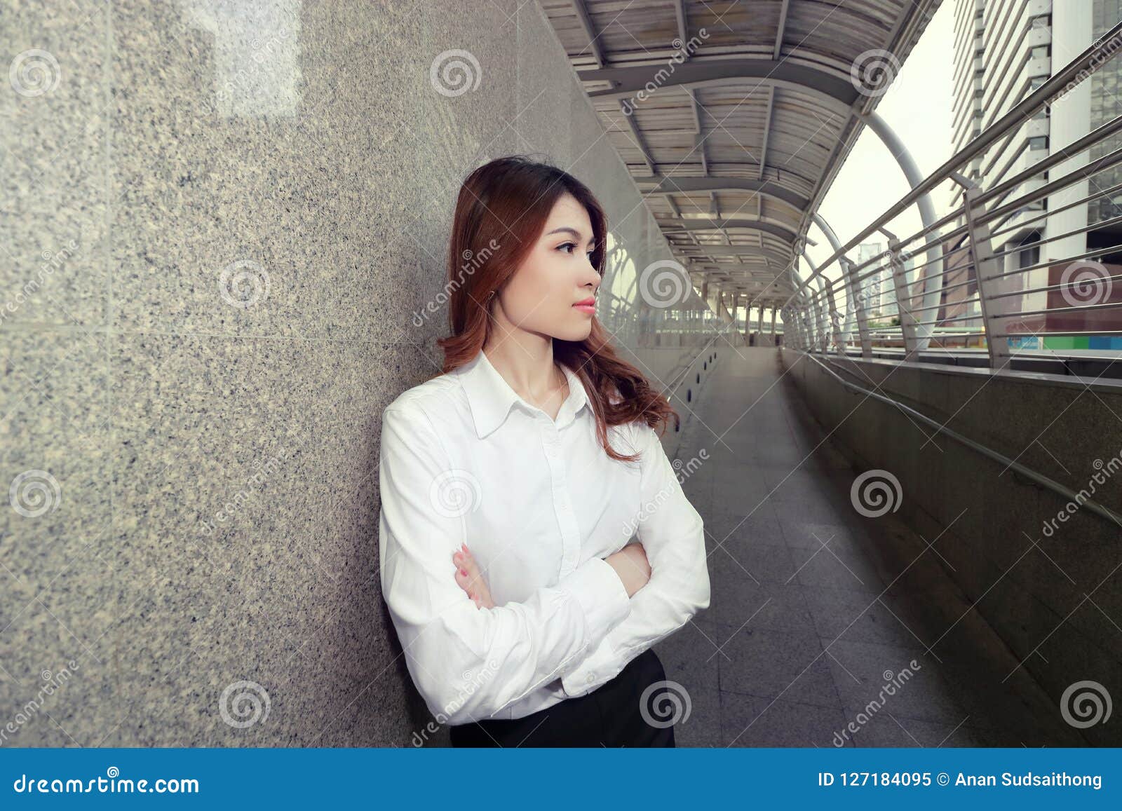 Wide Angle Shot of Leadership Young Asian Business Woman Standing and ... Wide Angle Shot of Leadership Young Asian Business Woman Standing and ...