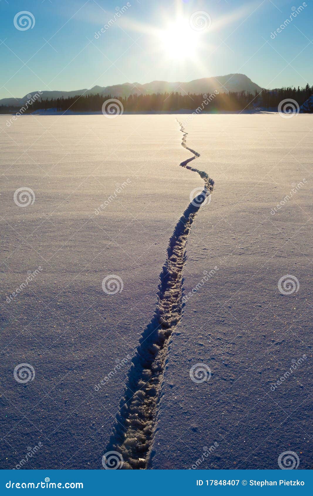 Wide Crack in Snow and Ice Surface Stock Image - Image of frozen, cool ...