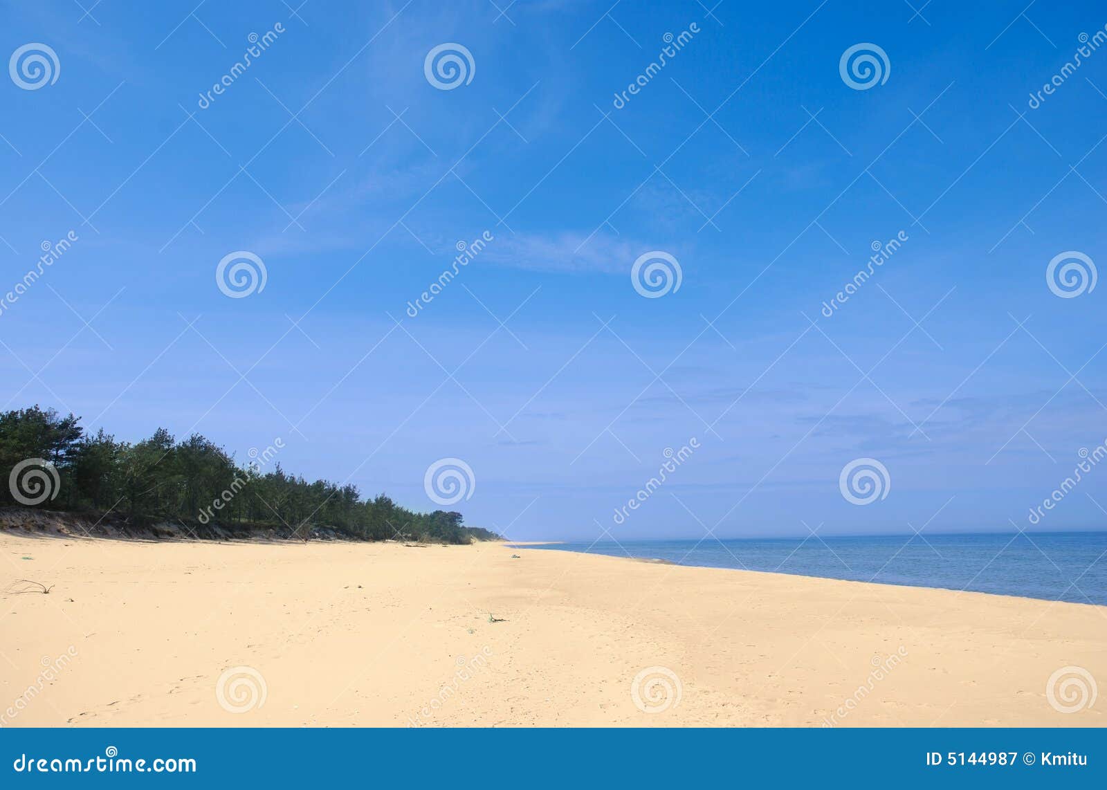 Wide Empty Highway With Curve In The Morning. Travel And Destination ...