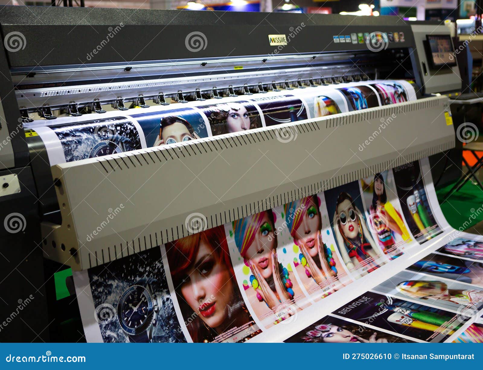 Wide Format Digital Ink Jet Printer Editorial Image - Image of ...