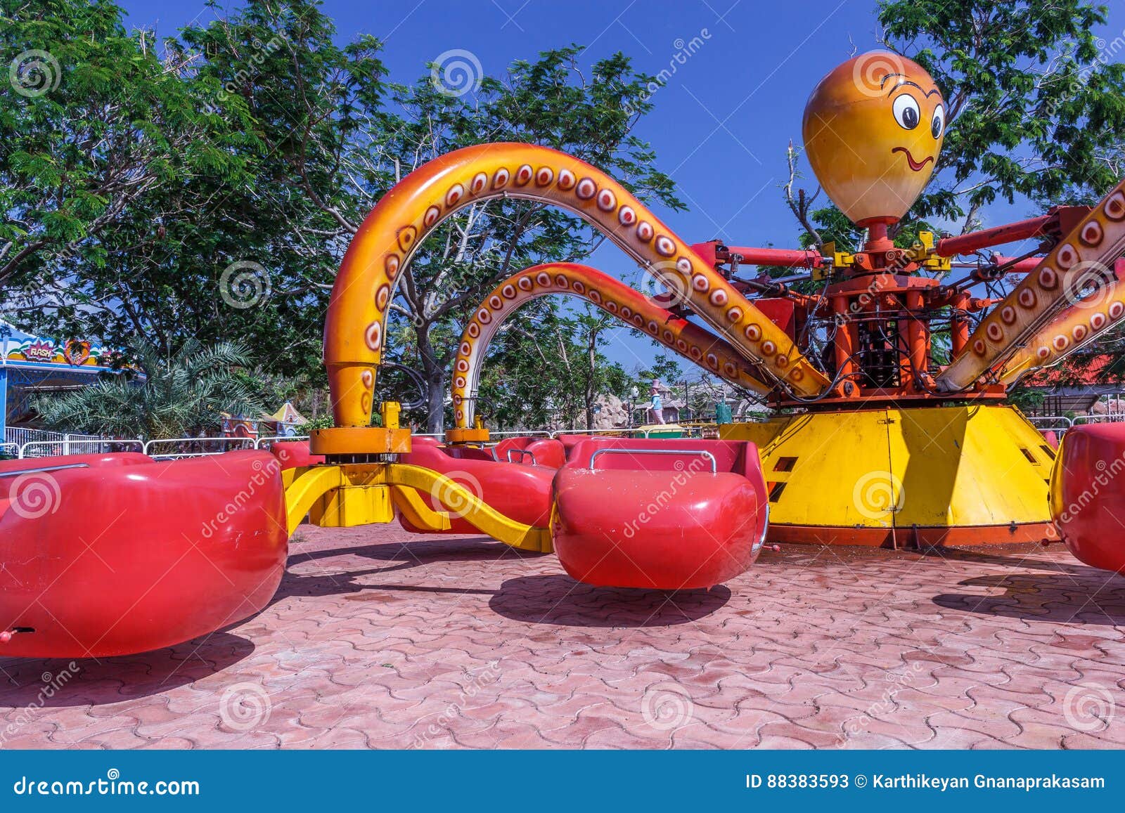 Wide View of Octopus Funfair Ride, Chennai, India. Jan 29 2017 ...