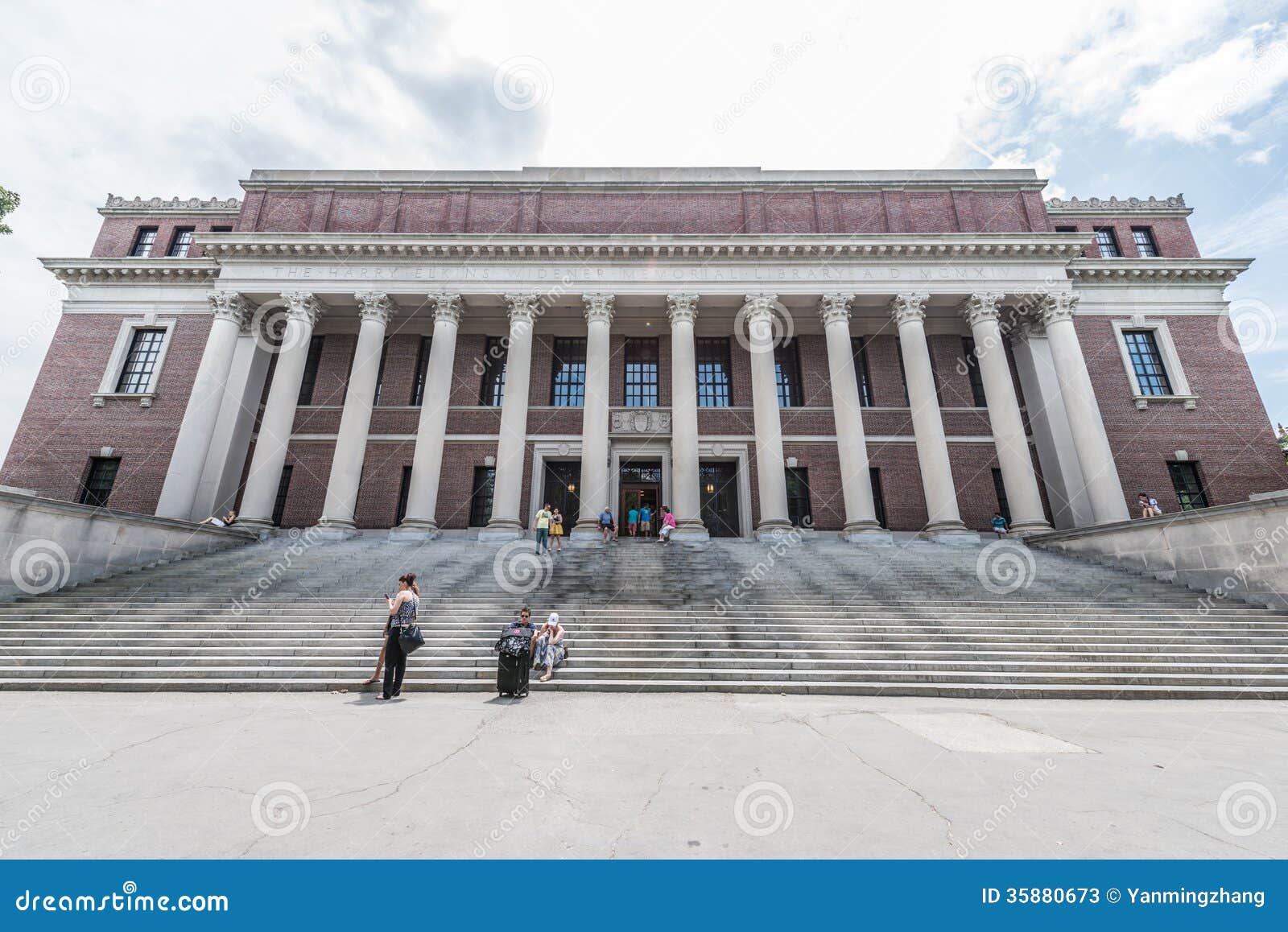 Widener Library of Harvard University Editorial Stock Photo - Image of ...
