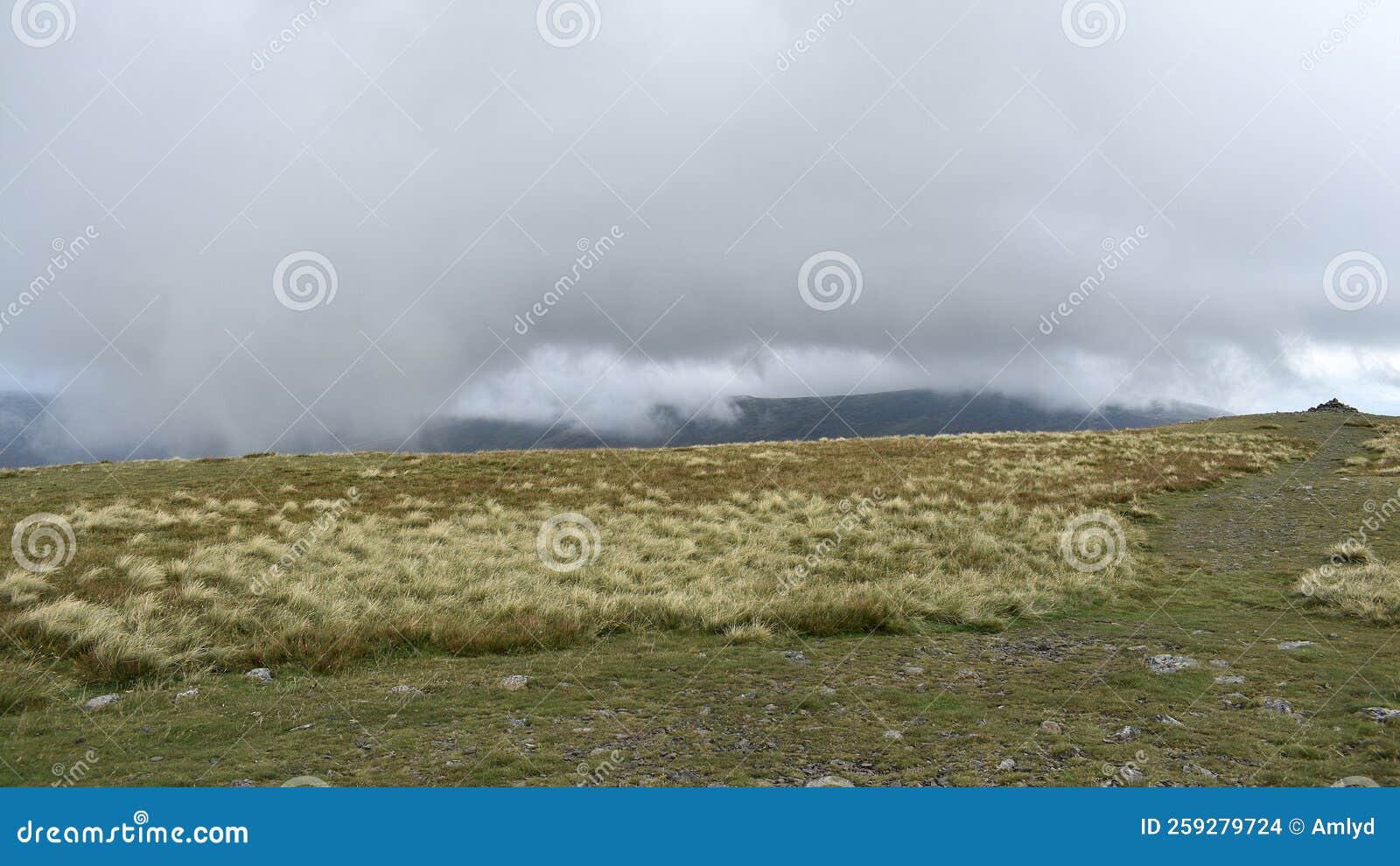Low Cloud Sweeping Across Fell Top Stock Photo - Image of fern ...