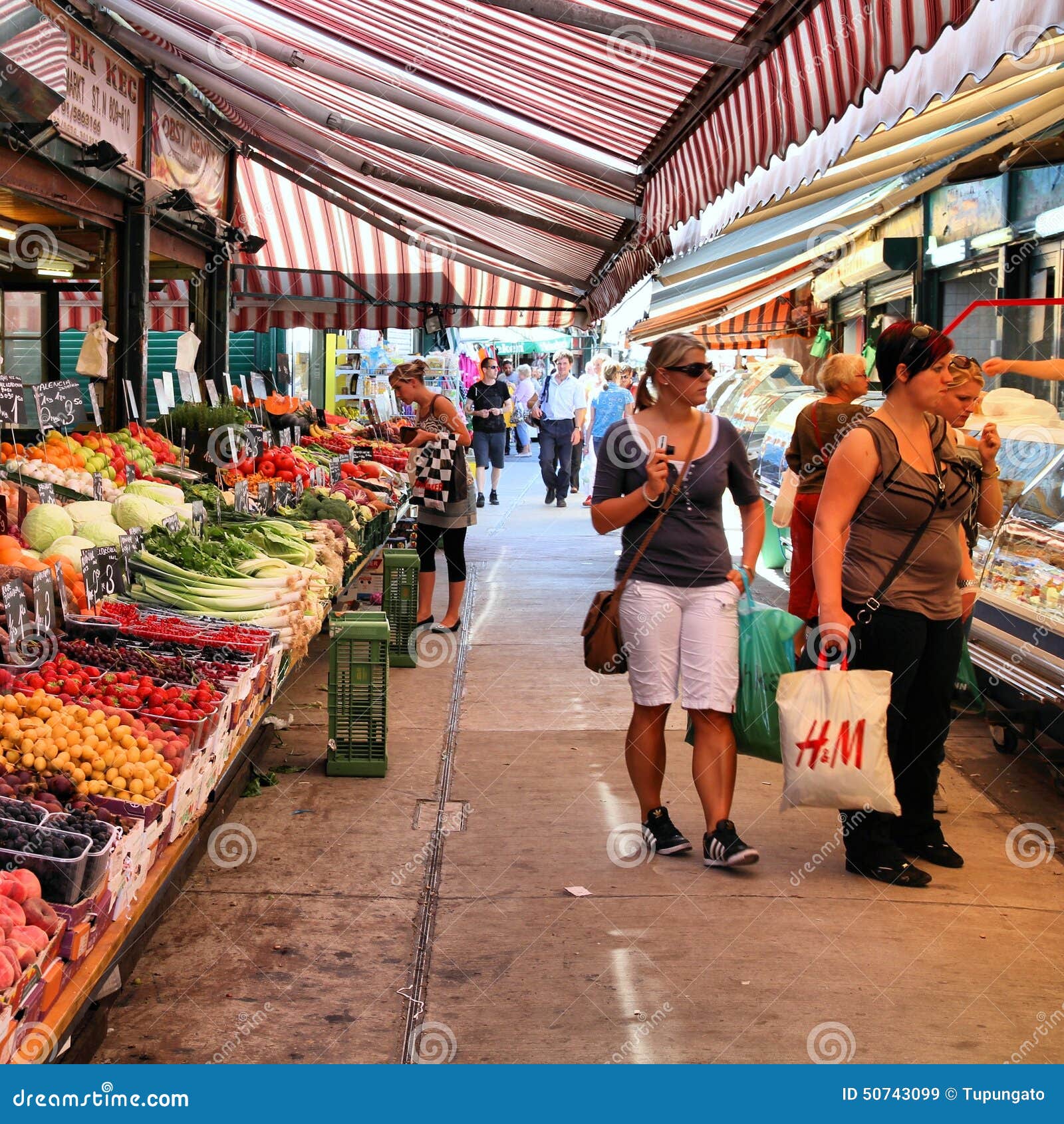 Wien Naschmarkt redaktionelles stockbild. Bild von tourist - 50743099